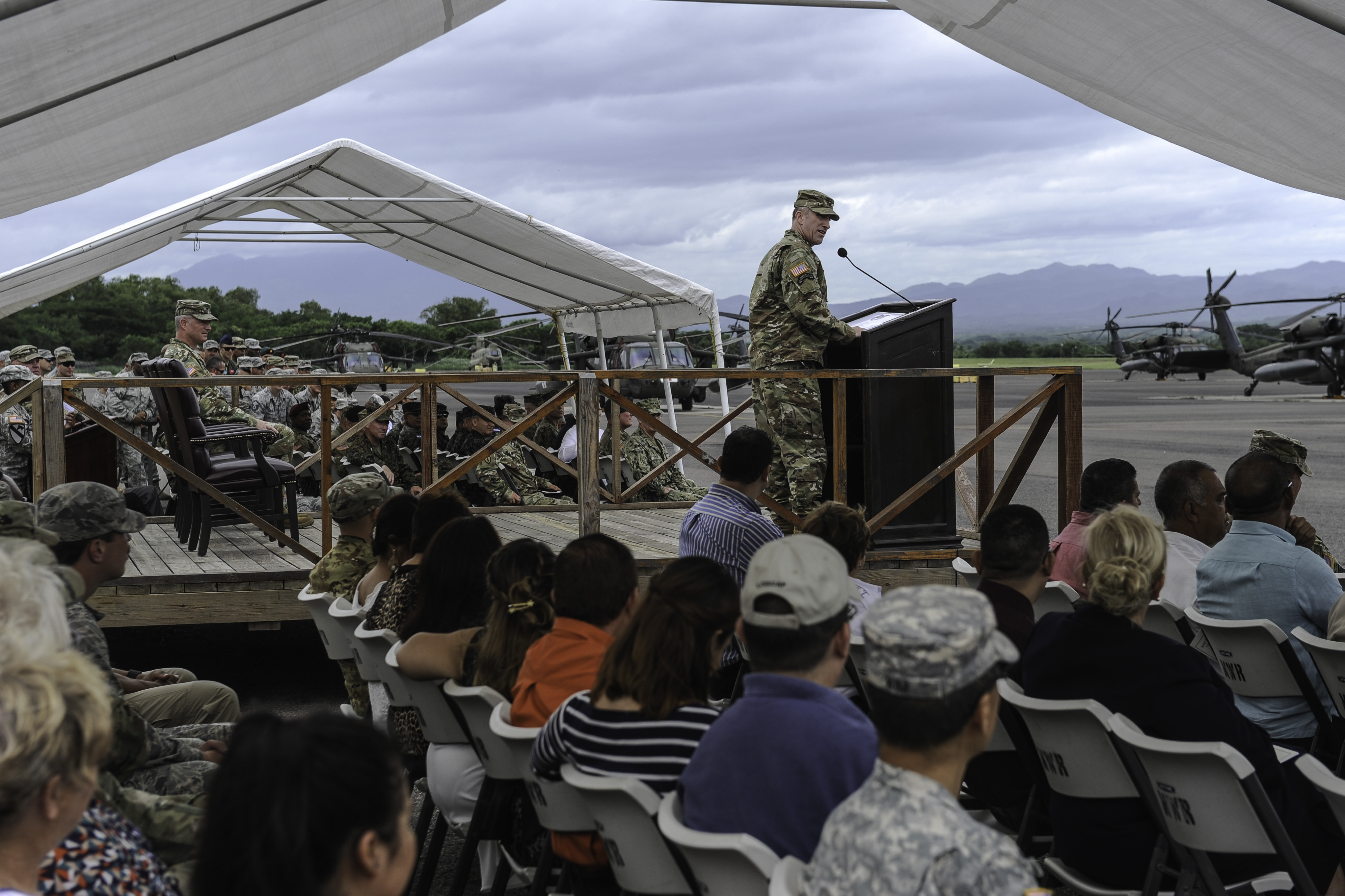 New leader takes command of JTF-Bravo > Joint Task Force-Bravo > Display