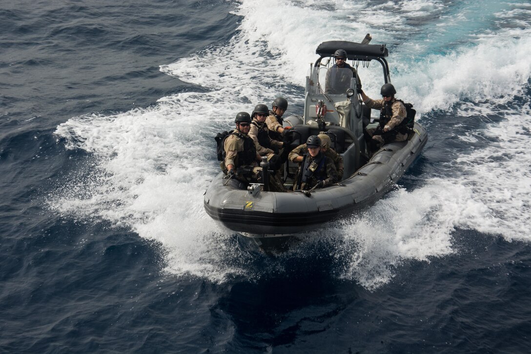 USS Mason (DDG 87) MSO with FS Forbin (D620)