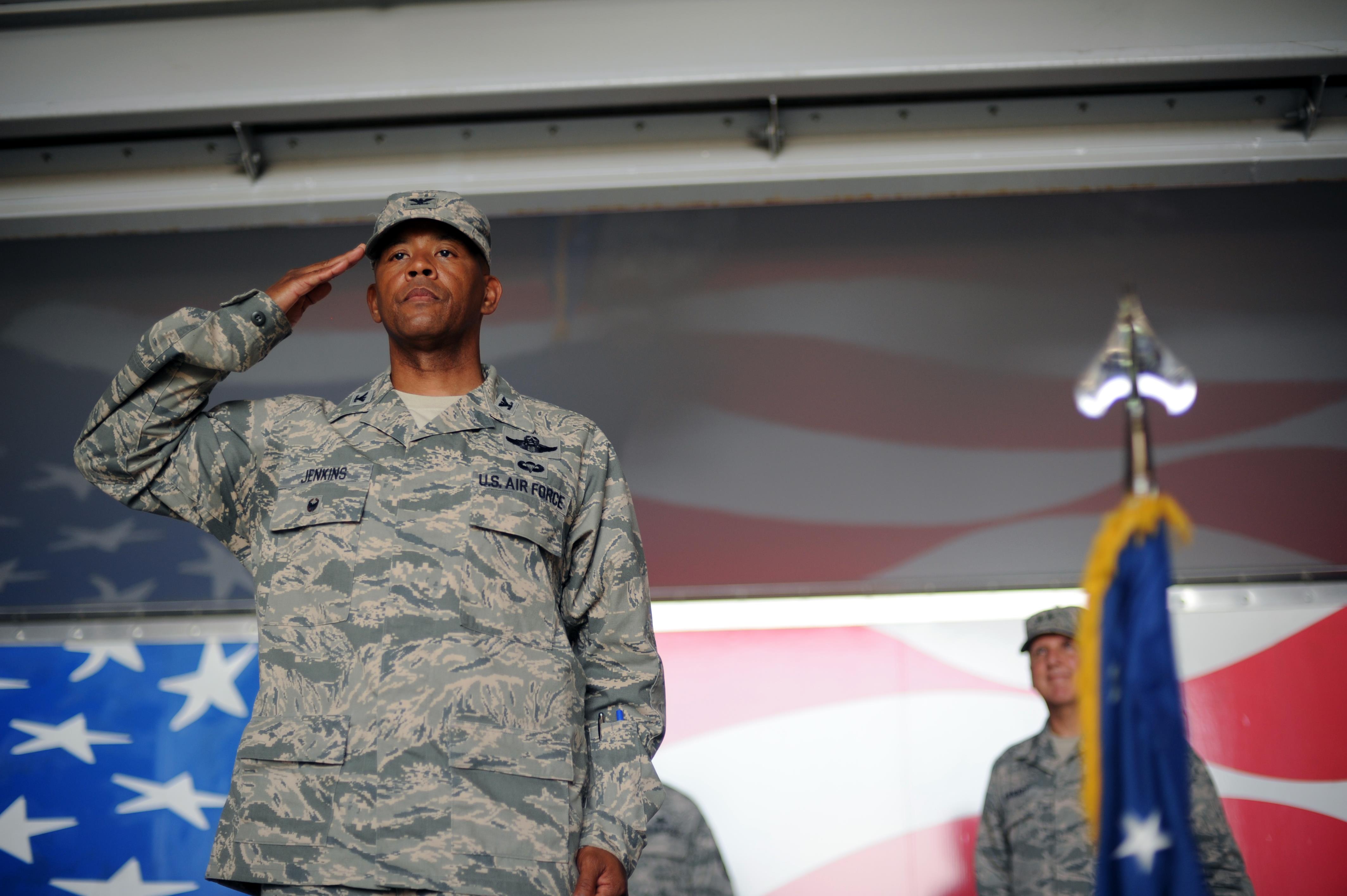 916th ARW welcomes new commander > 916th Air Refueling Wing > Article ...