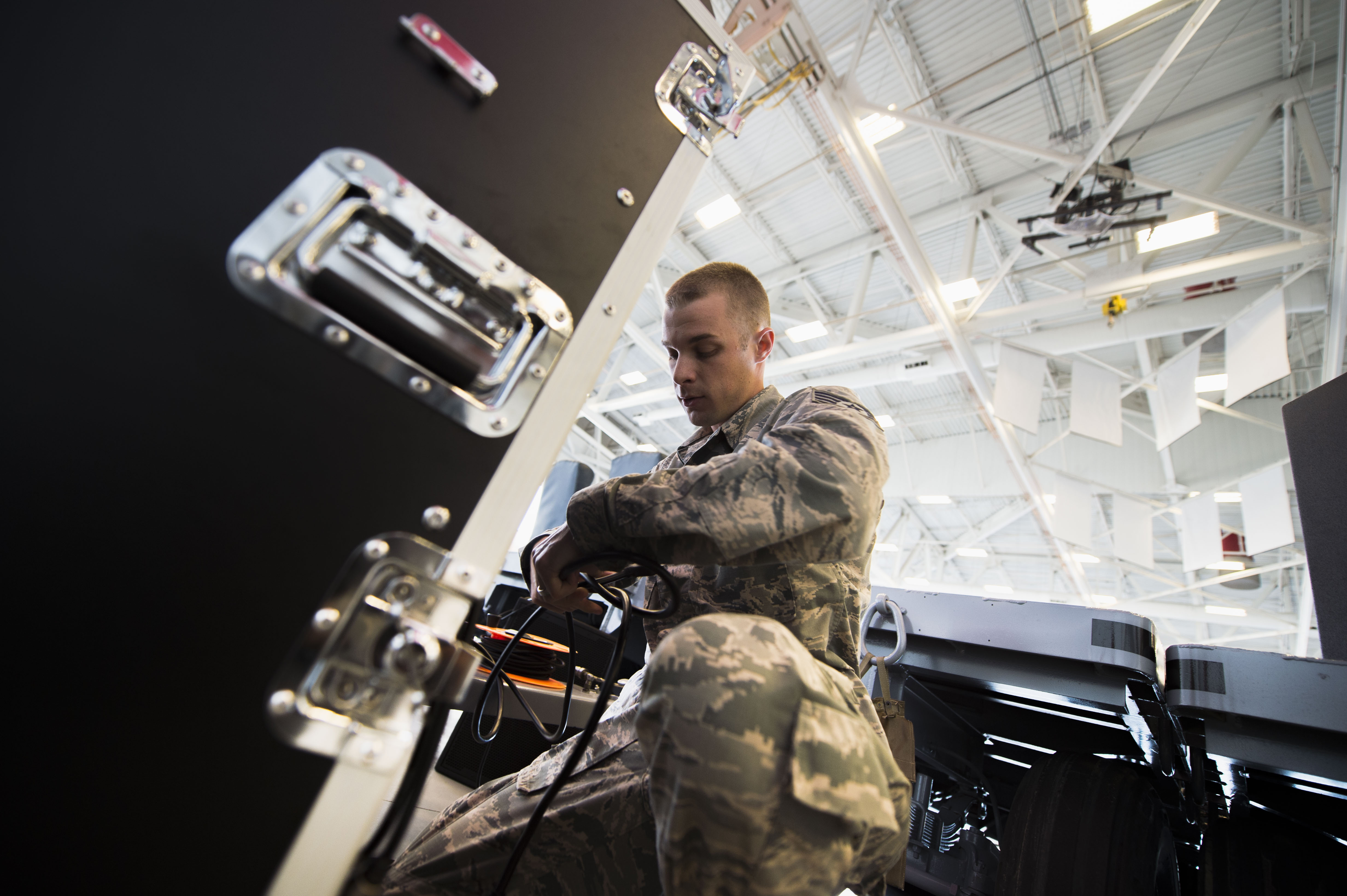 1st SOCS Airmen ensure speakers are audible > Hurlburt Field > Article ...