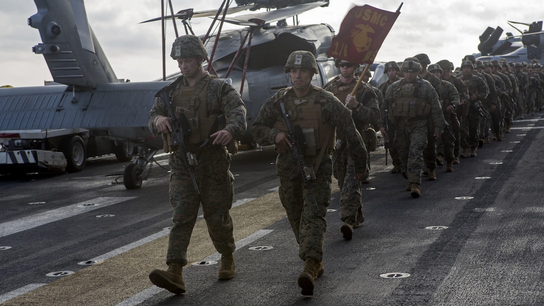 22nd MEU H&S Company hikes aboard USS Wasp