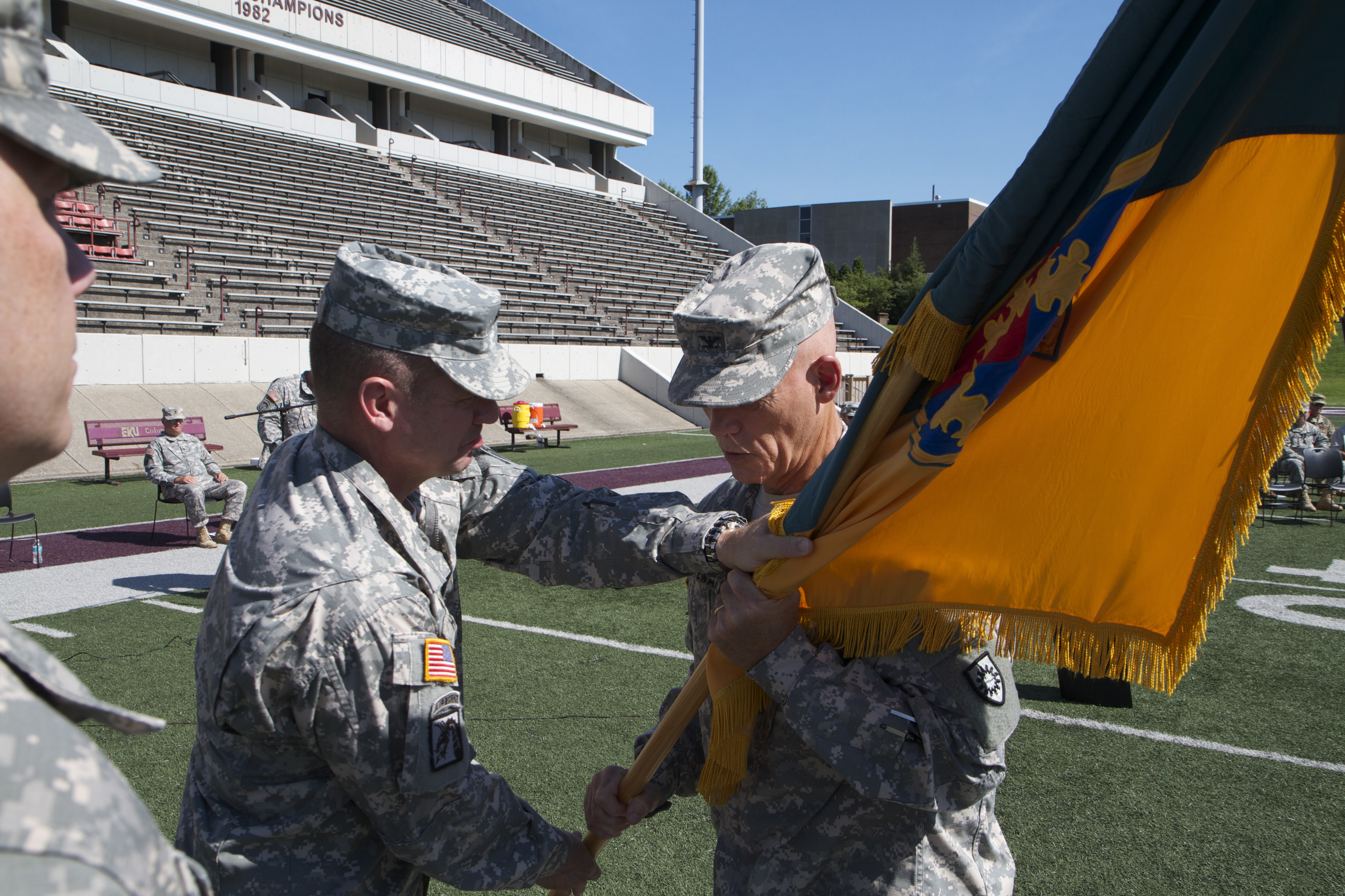 Stewart assumes command of 149th MEB > Kentucky Guard > News
