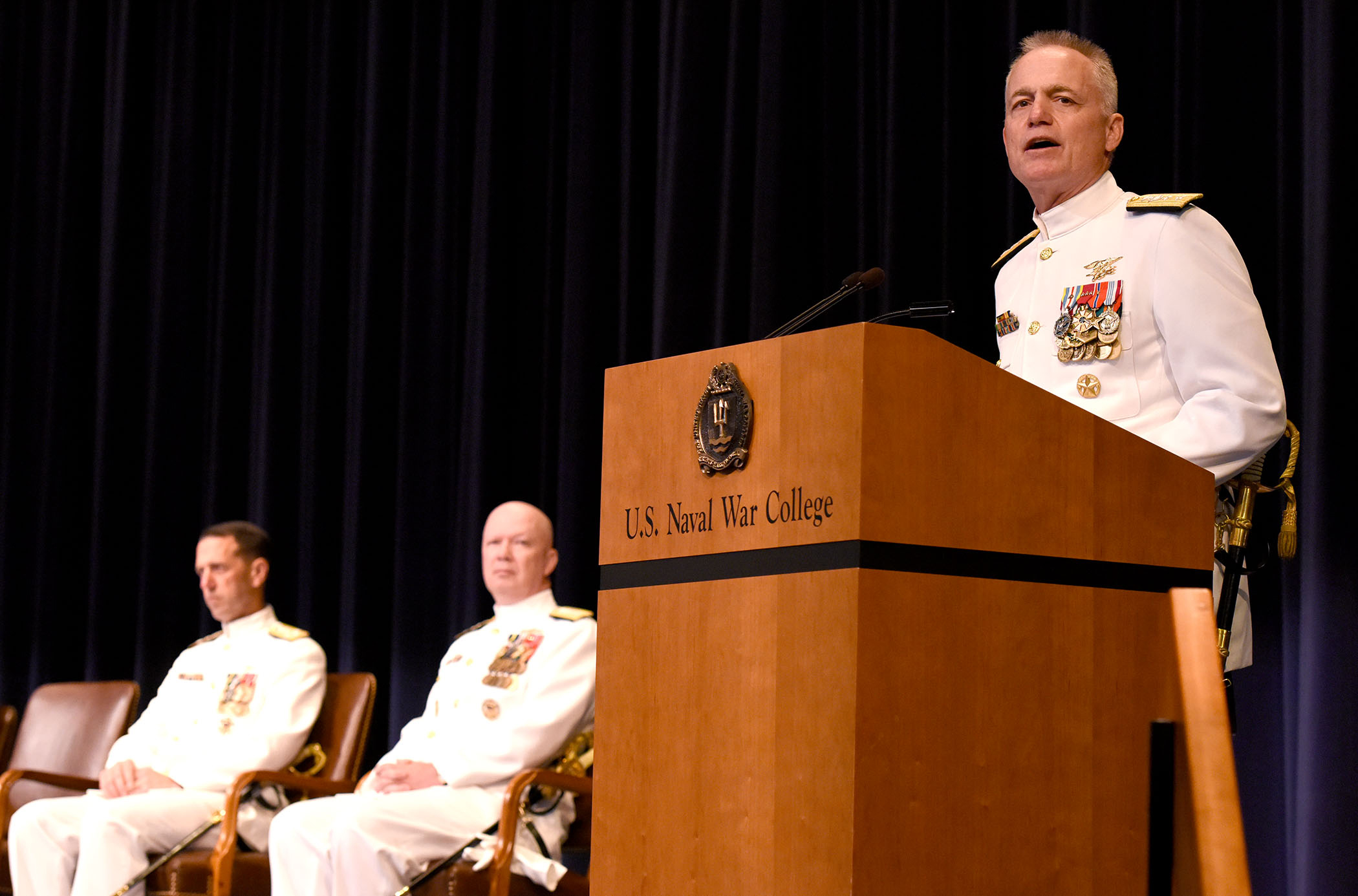 New President Takes Helm at US Naval War College > United States Navy ...