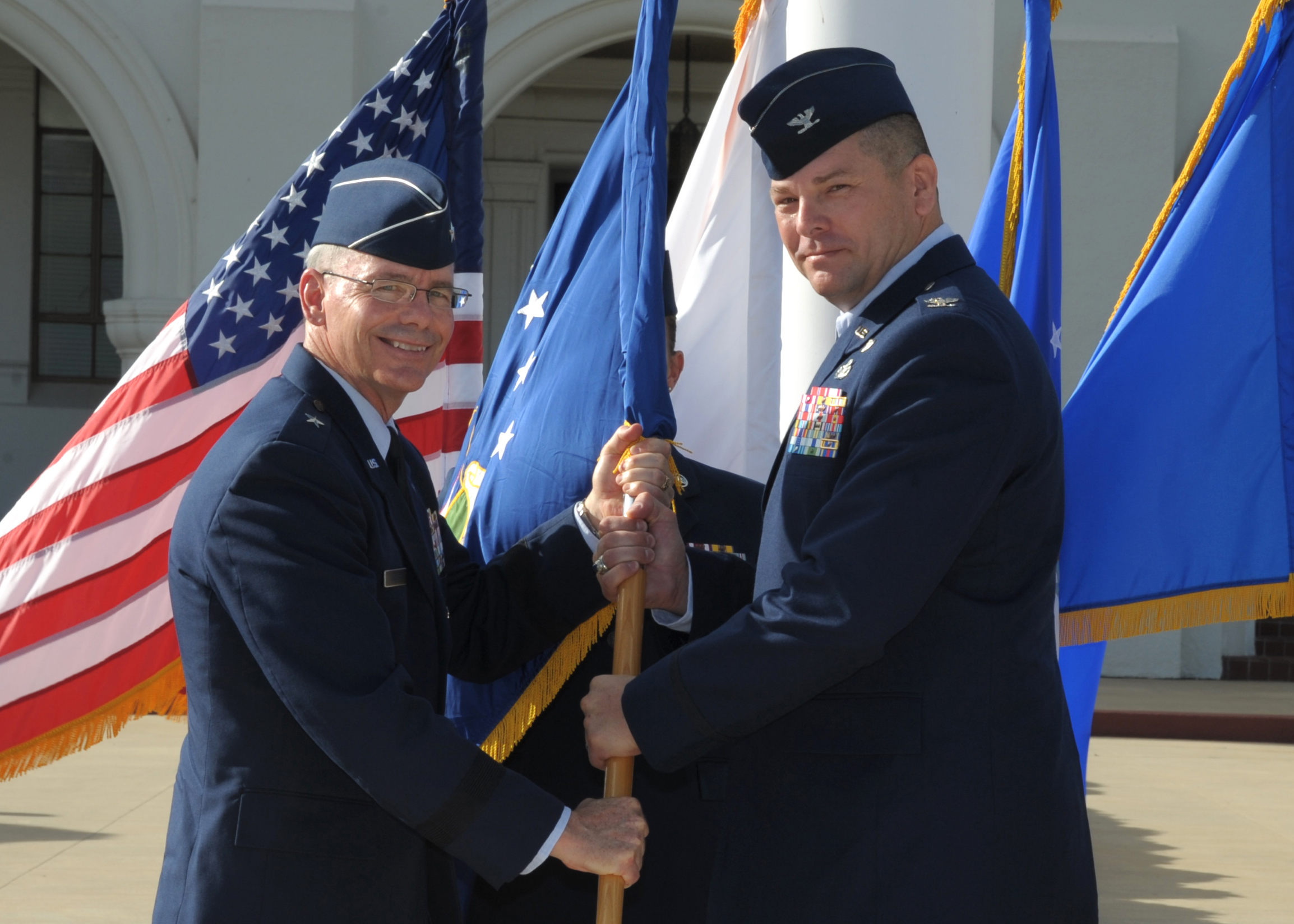 Miner takes command of 502nd SFLSG > Joint Base San Antonio > News