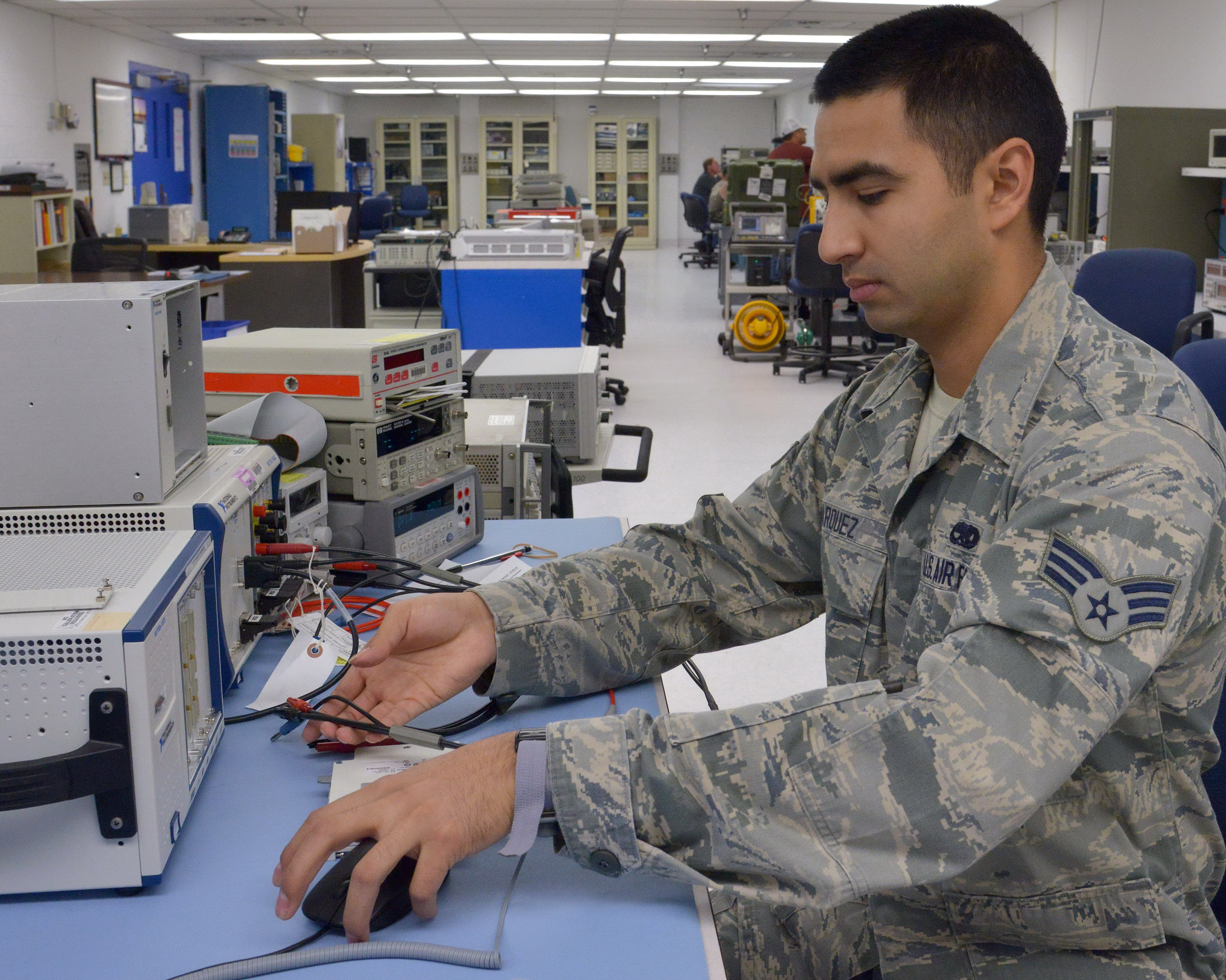 Hard work helps equipment laboratory improve processes > Kirtland Air ...