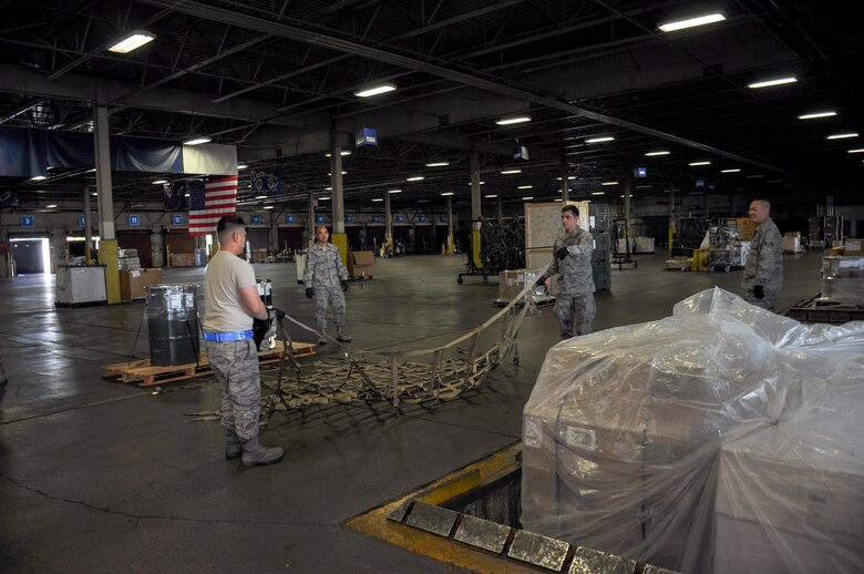 55th Aerial Port Squadron helps mission span globe > 349th Air Mobility ...