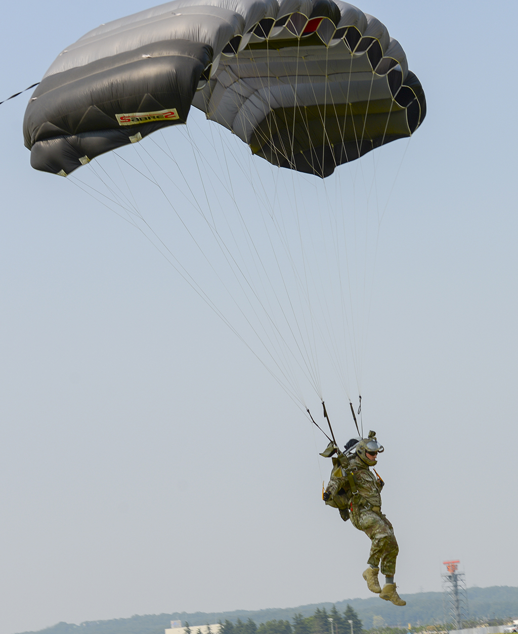 Drop zone coordinators guide airlift