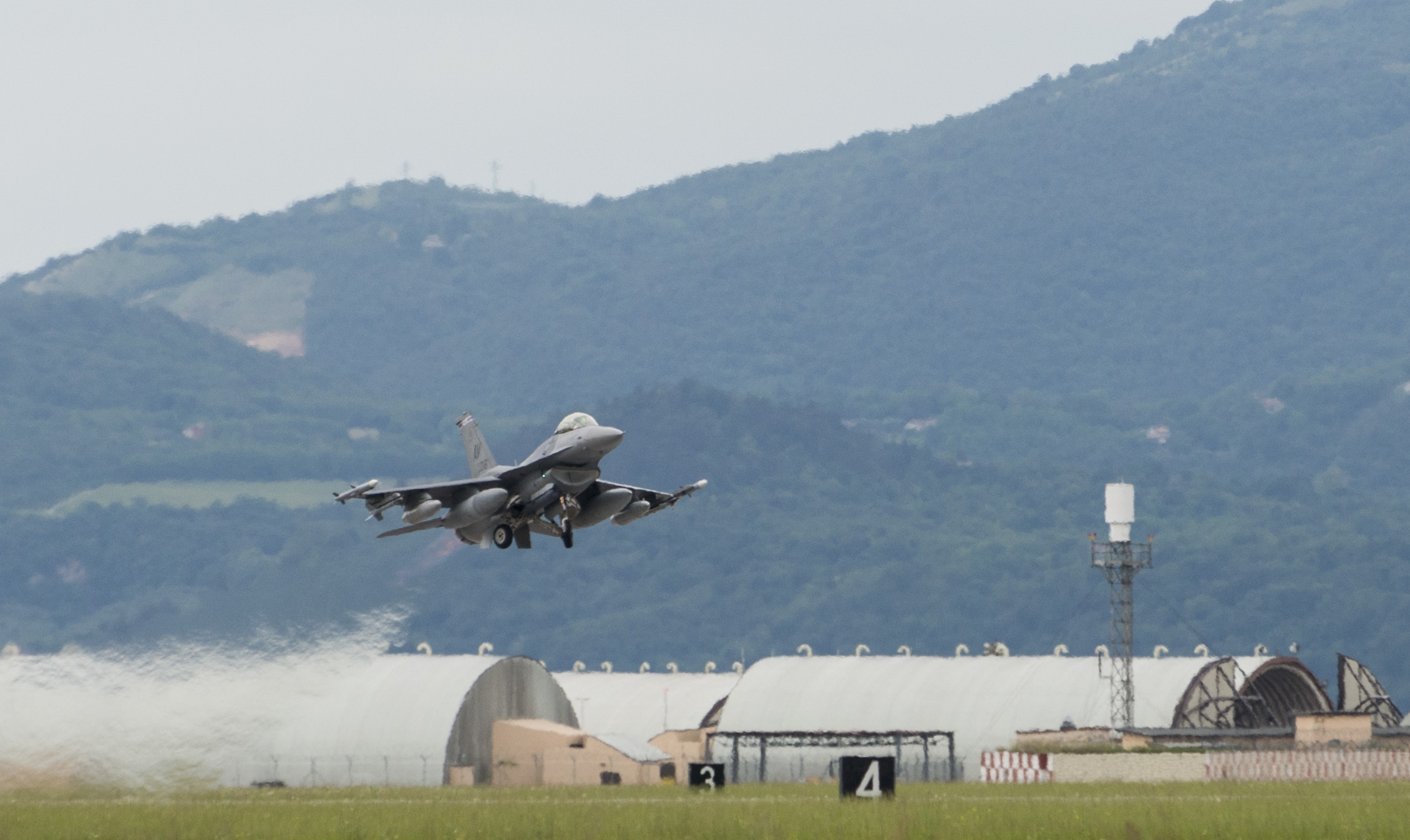 Aviano participates in Aviation Detachment 16-3 > Aviano Air Base > Display