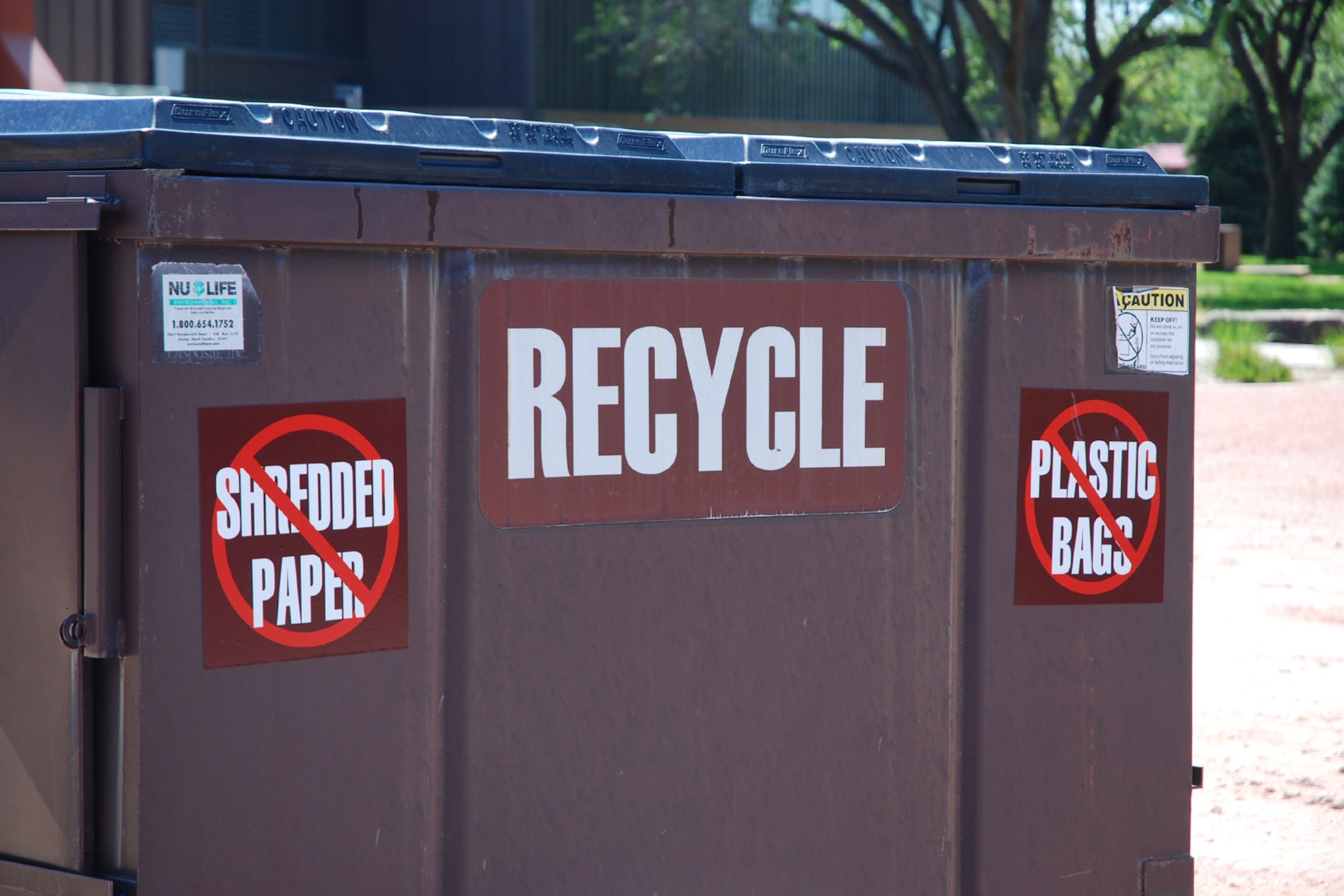 Recycling: Good intentions, poor practices > Peterson and Schriever ...