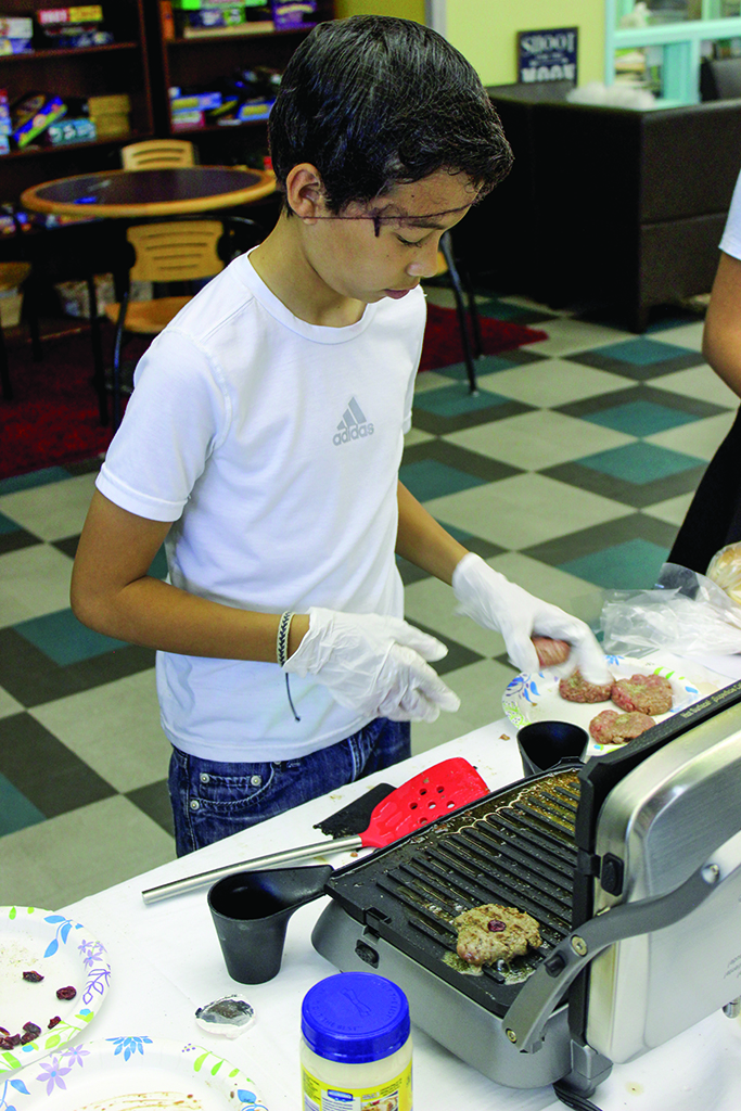 Young chefs compete in Youth Center cooking challenge > Kirtland Air ...