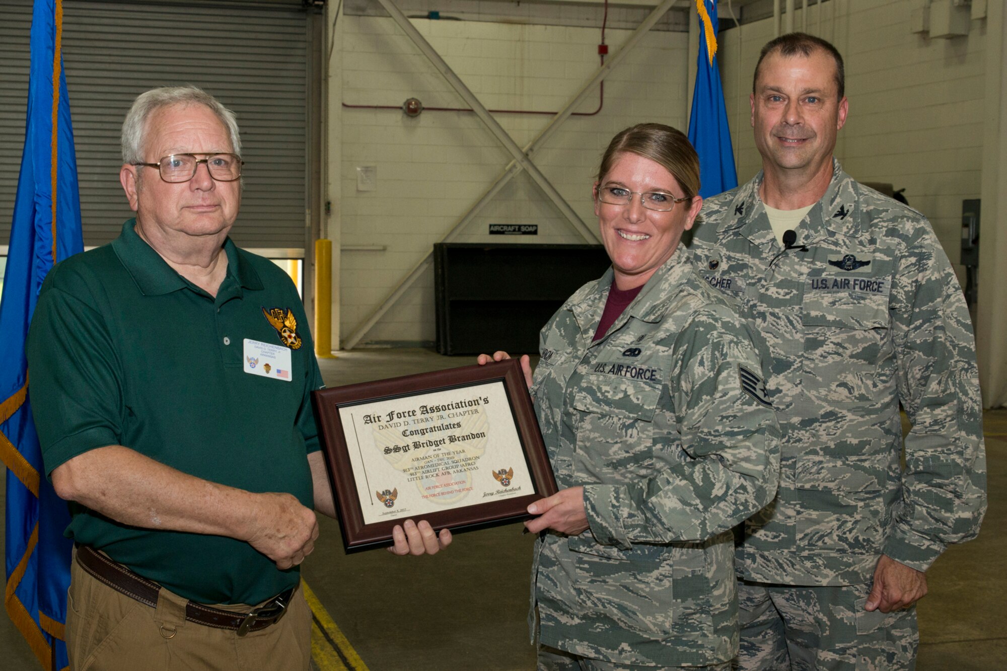 Commander’s last call > 913th Airlift Group > Article Display