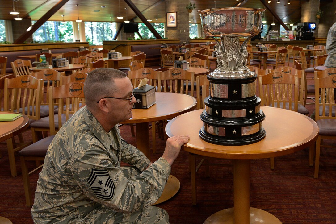 Iditarod wins 2016 Hennessy Award