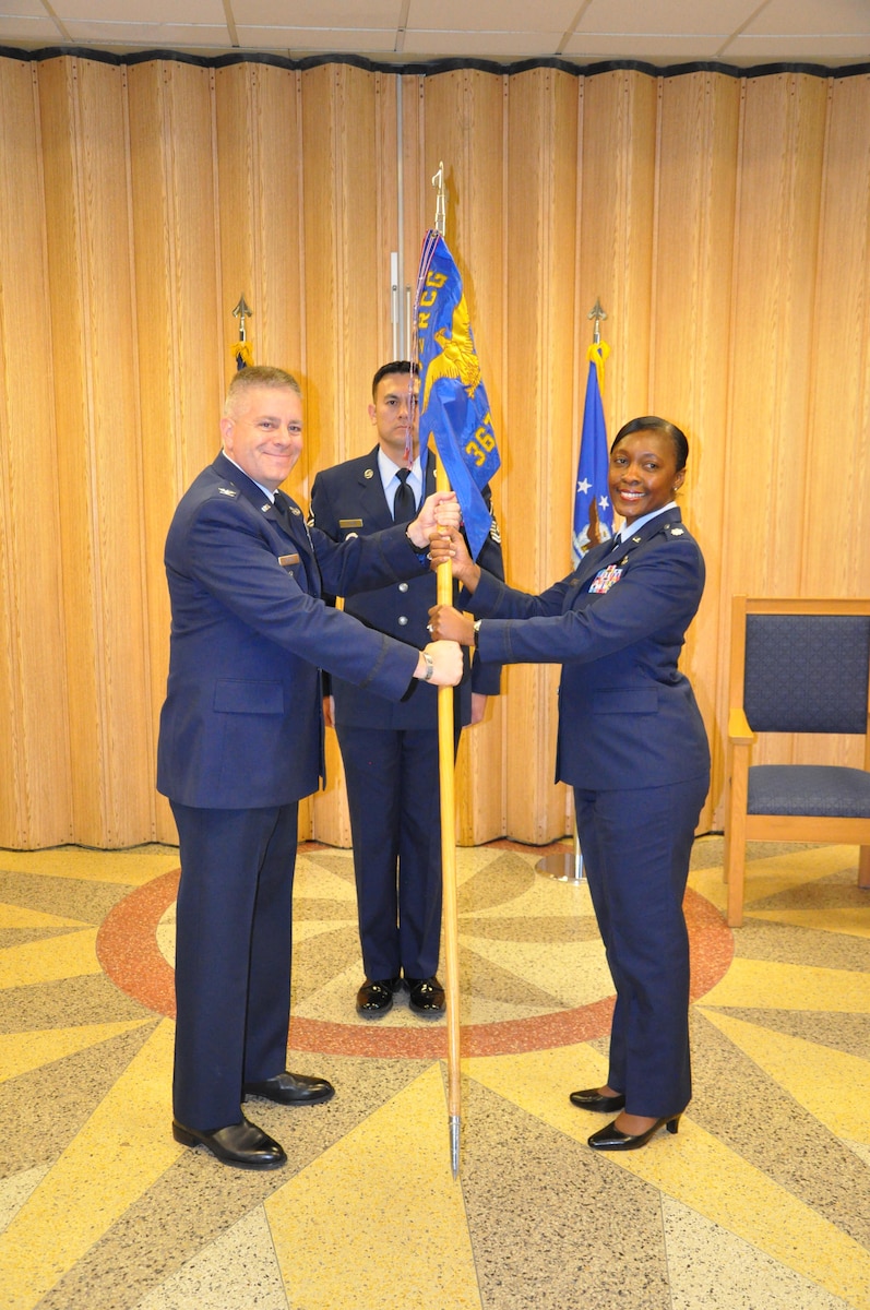 Lt. Col. Whaley asumes command of the 367th Recruiting Squadron ...