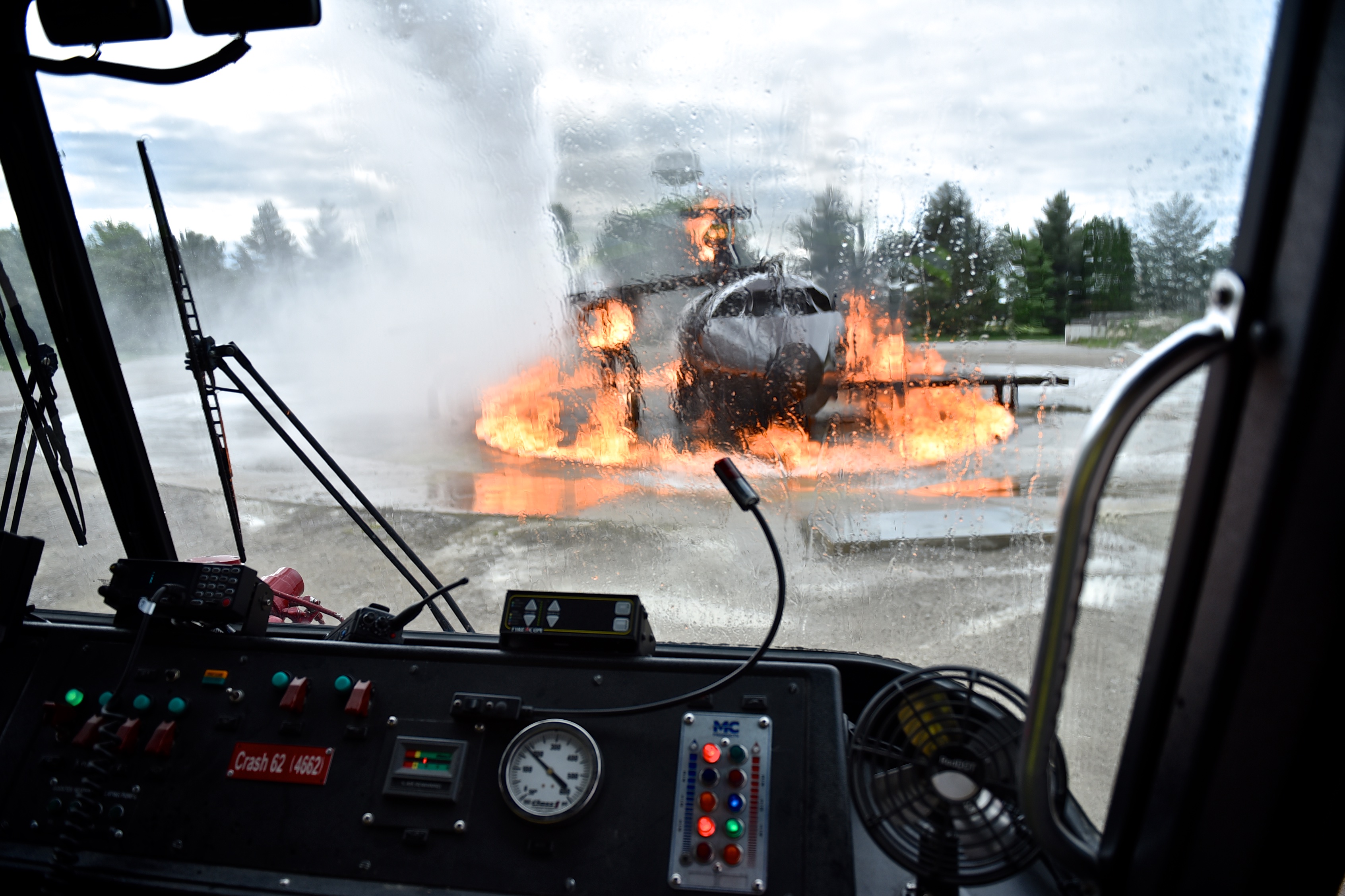 932nd commander experiences firsthand aircraft fire training > 932nd ...