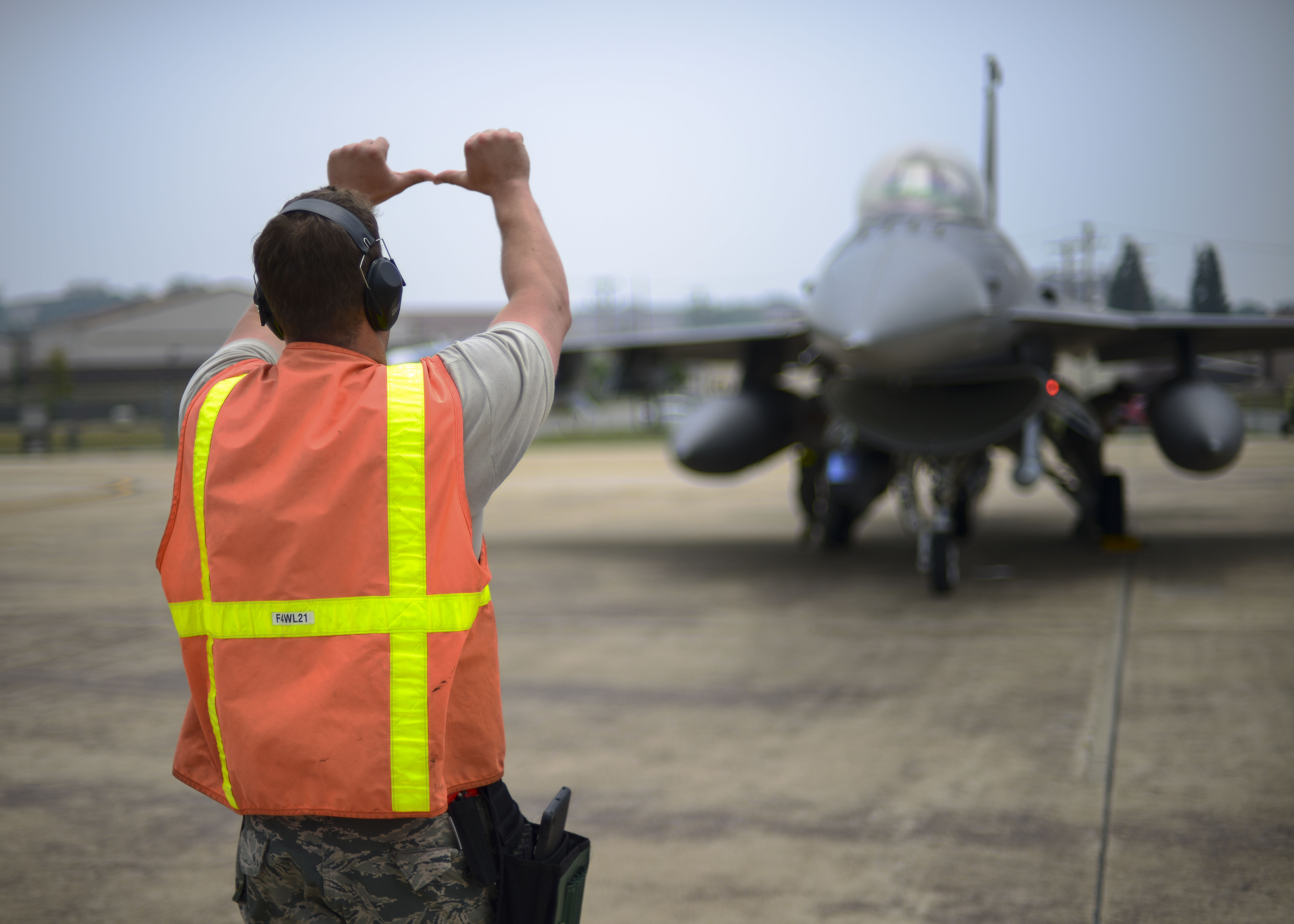 Bulldogs integrate with Mustangs > Pacific Air Forces > Article Display