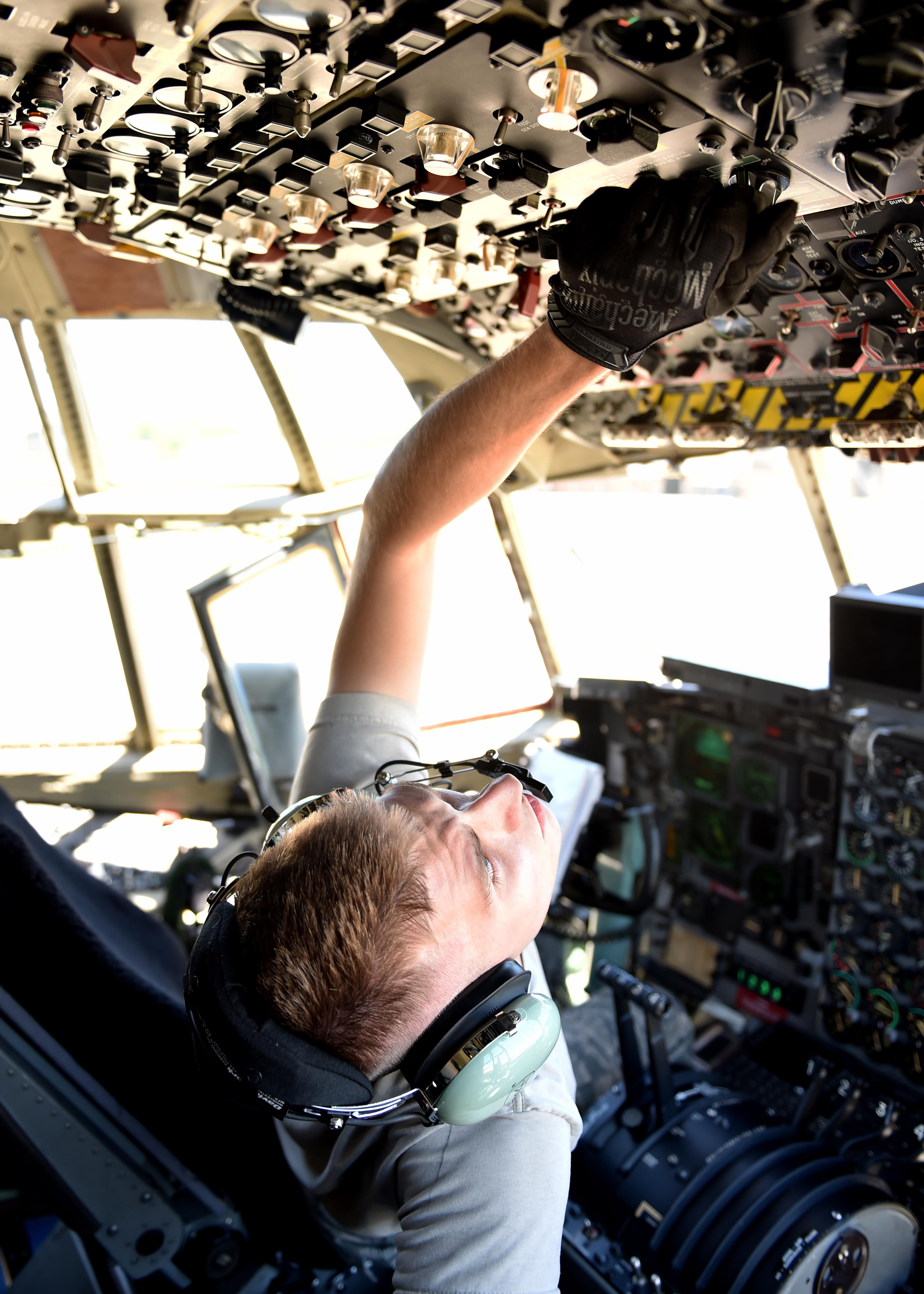 Airmen at Work: Teamwork ensures safe aircraft towing > Youngstown Air ...