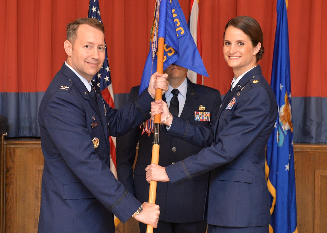 100th Communications Squadron changes command