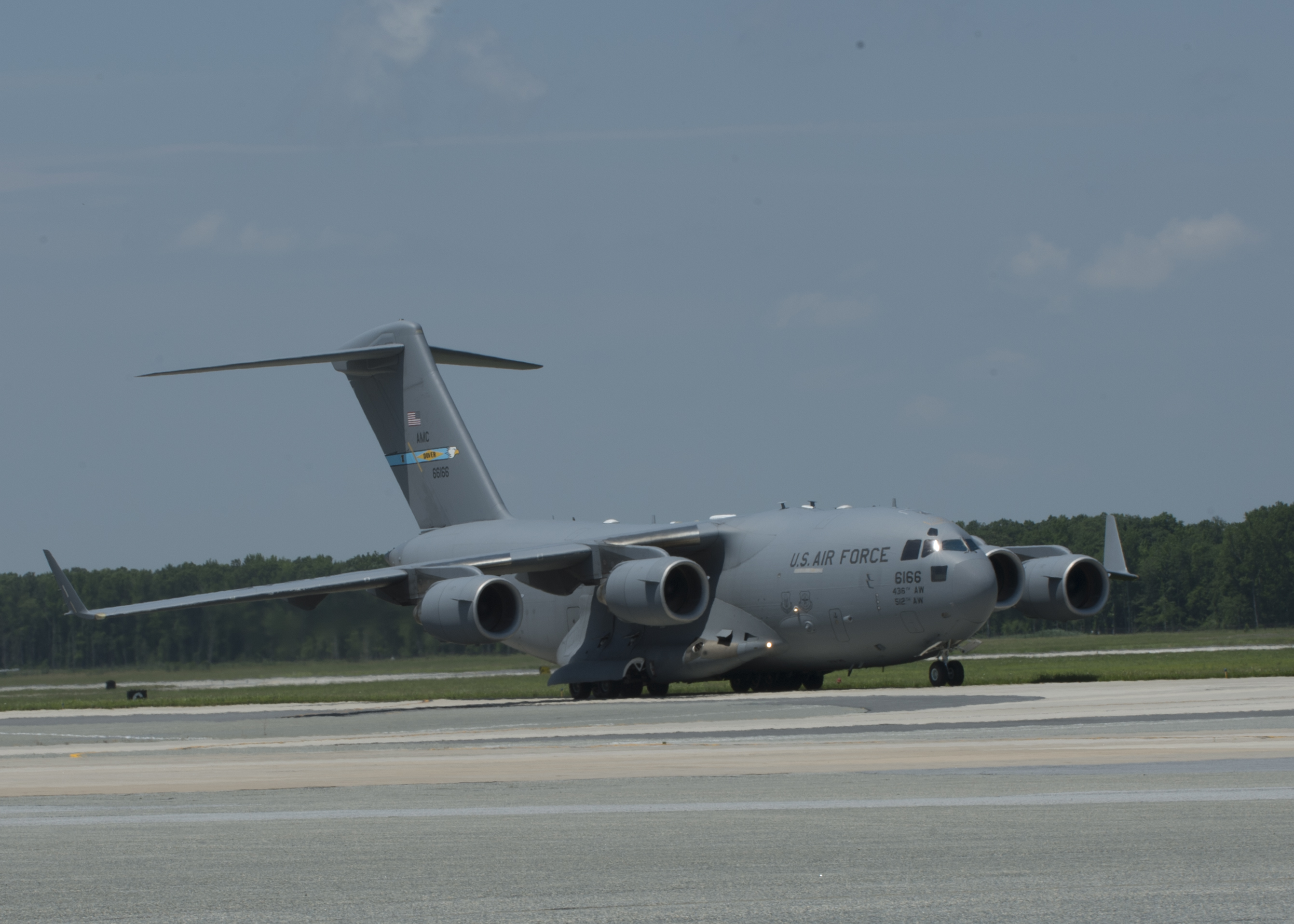 'Fini Flight' > 512th Airlift Wing > Article Display