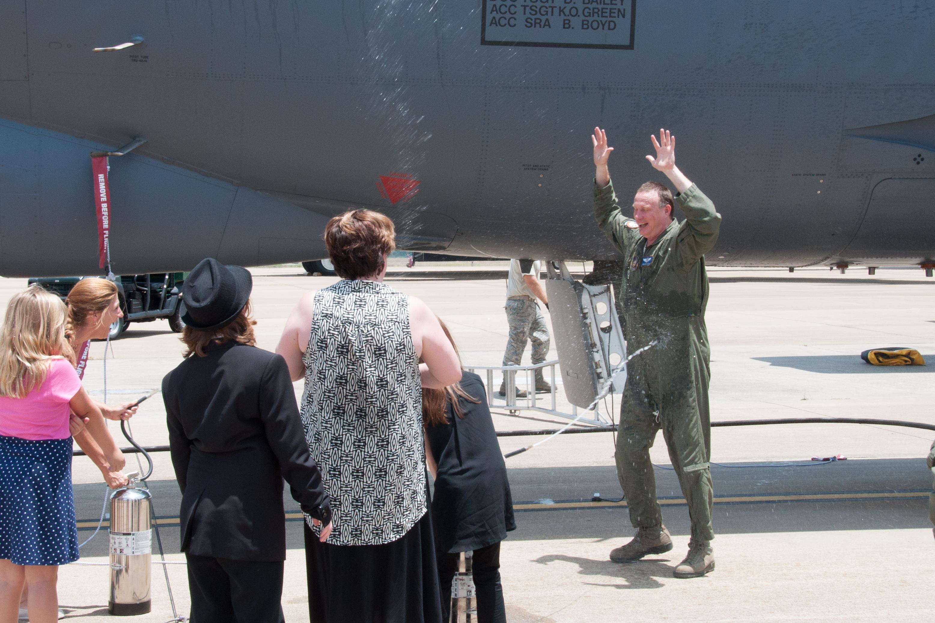 Final flight in the BUFF > 307th Bomb Wing > Article Display