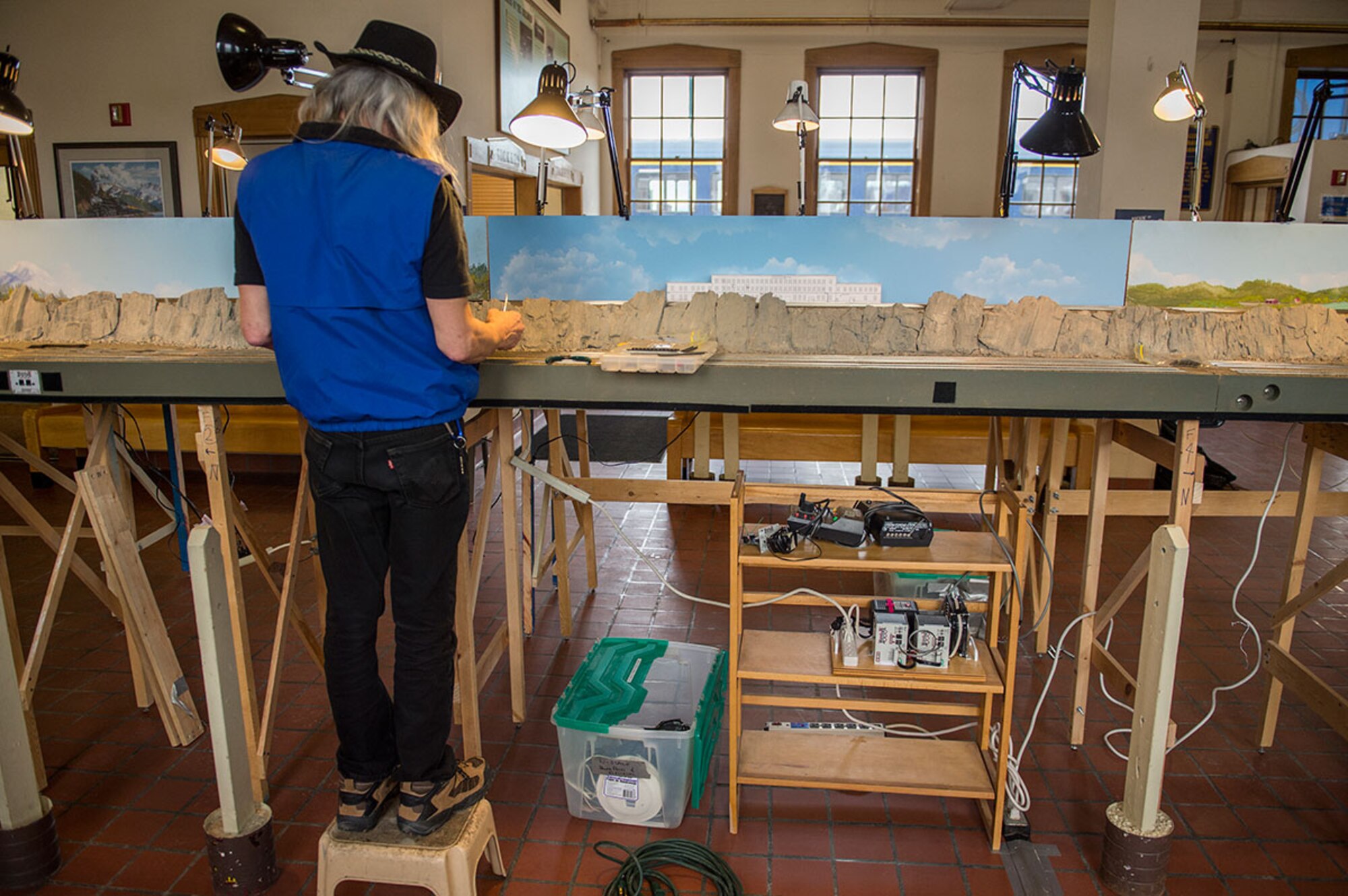 Military Society of Model Railroad Engineers deploys to 2016 Fur ...