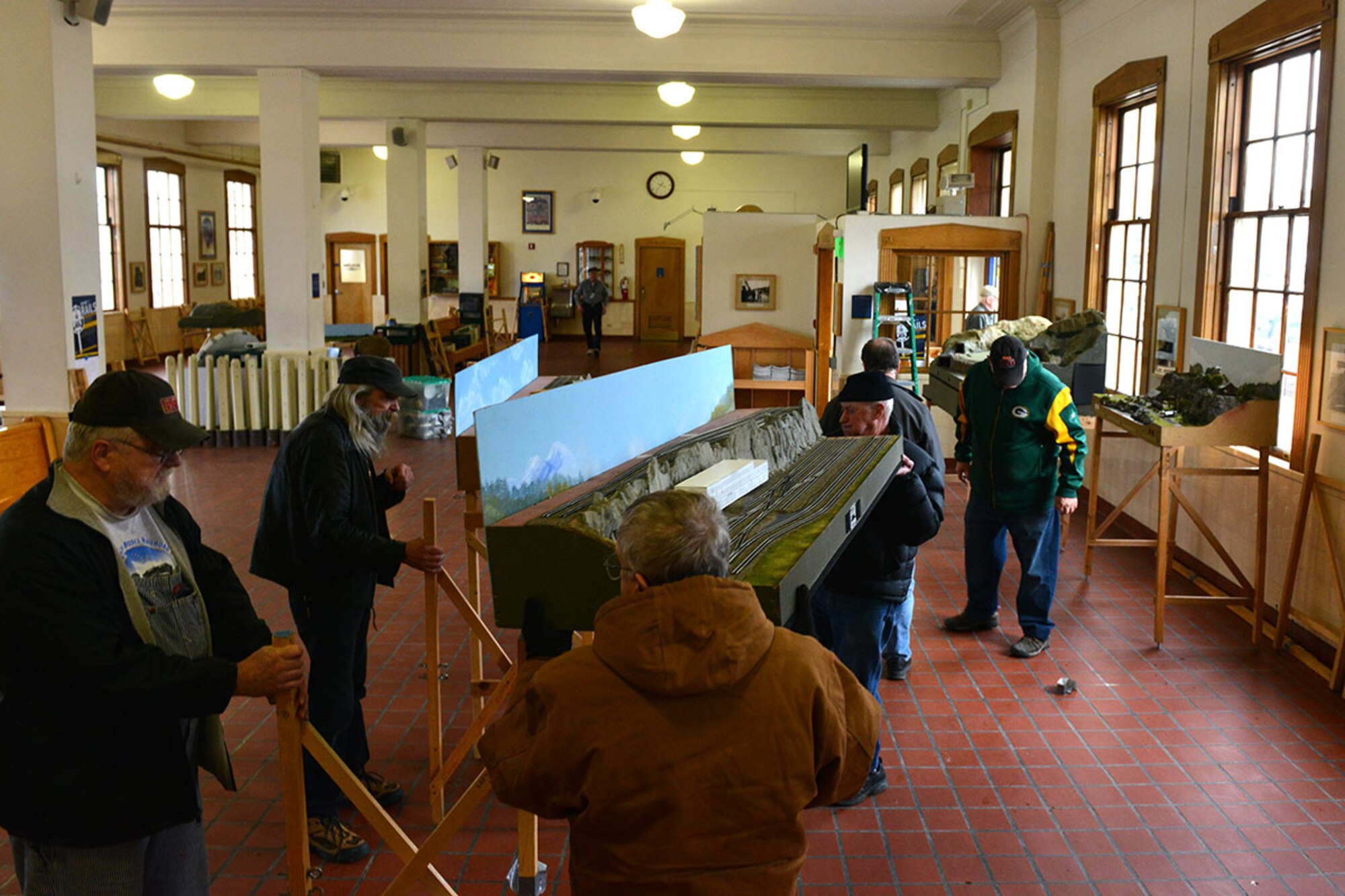 Military Society of Model Railroad Engineers deploys to 2016 Fur ...