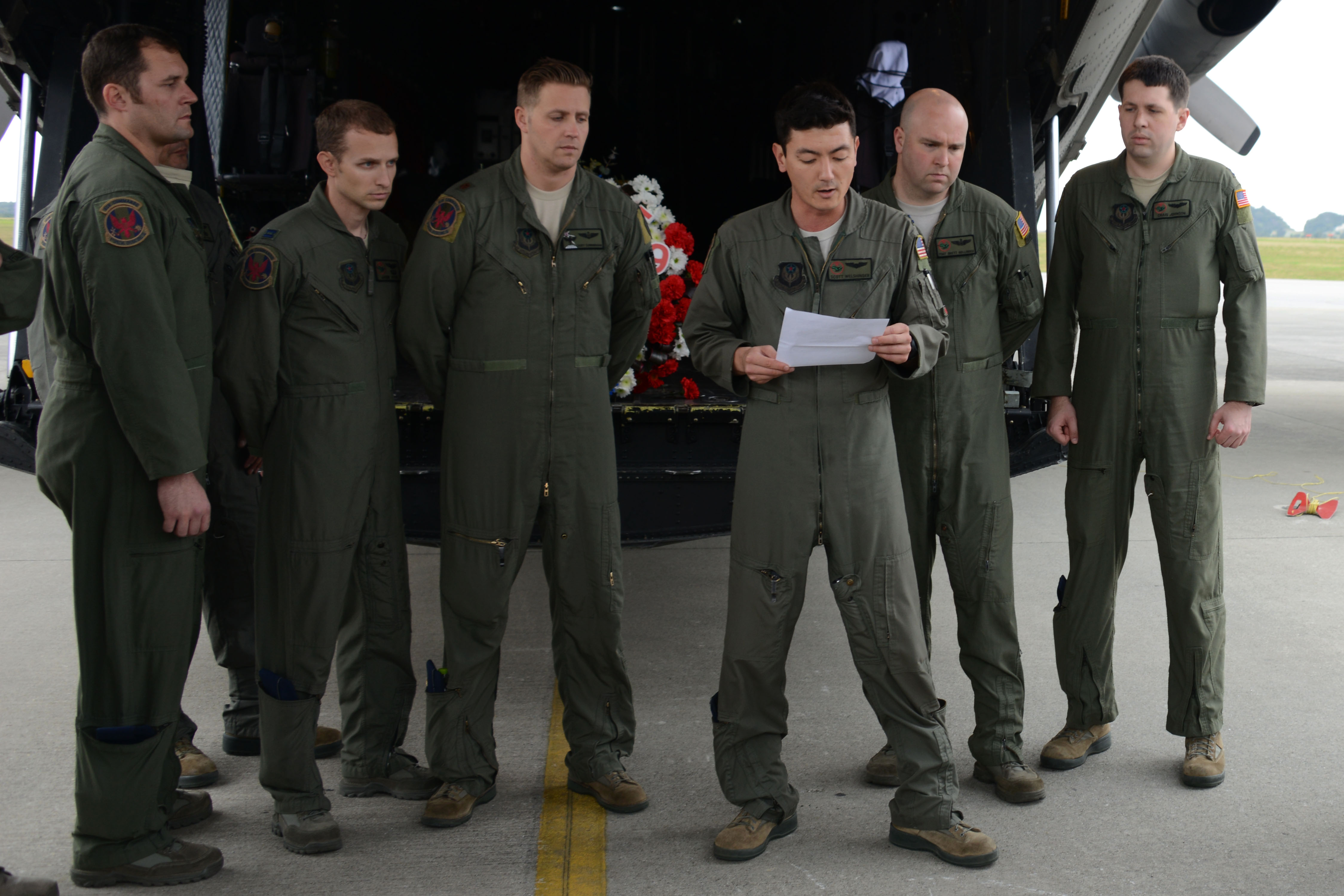 1st SOS performs Stray 59 memorial flight > Air Force Special ...