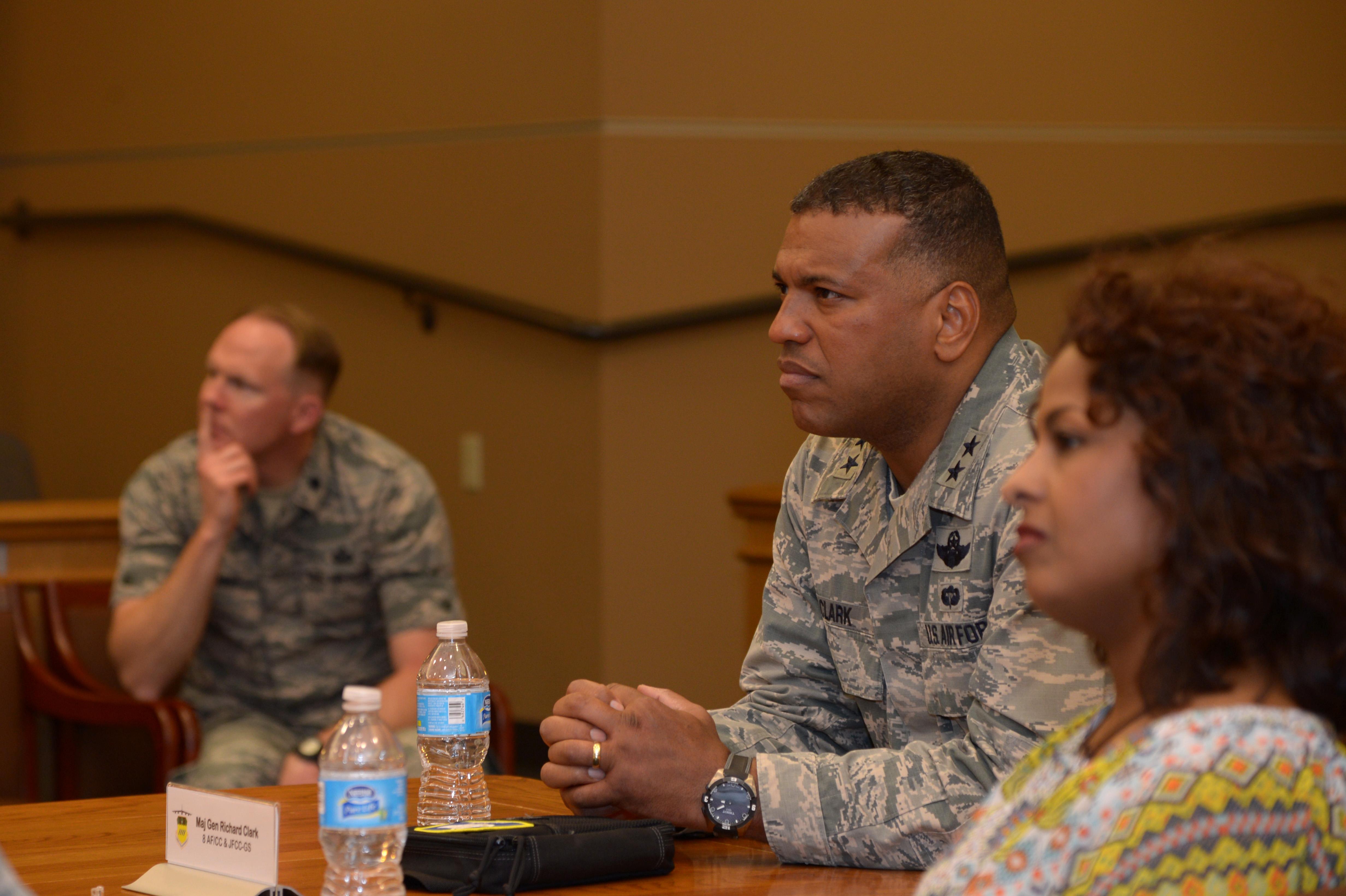 8th AF commander tours 2nd Bomb Wing > Barksdale Air Force Base > Display
