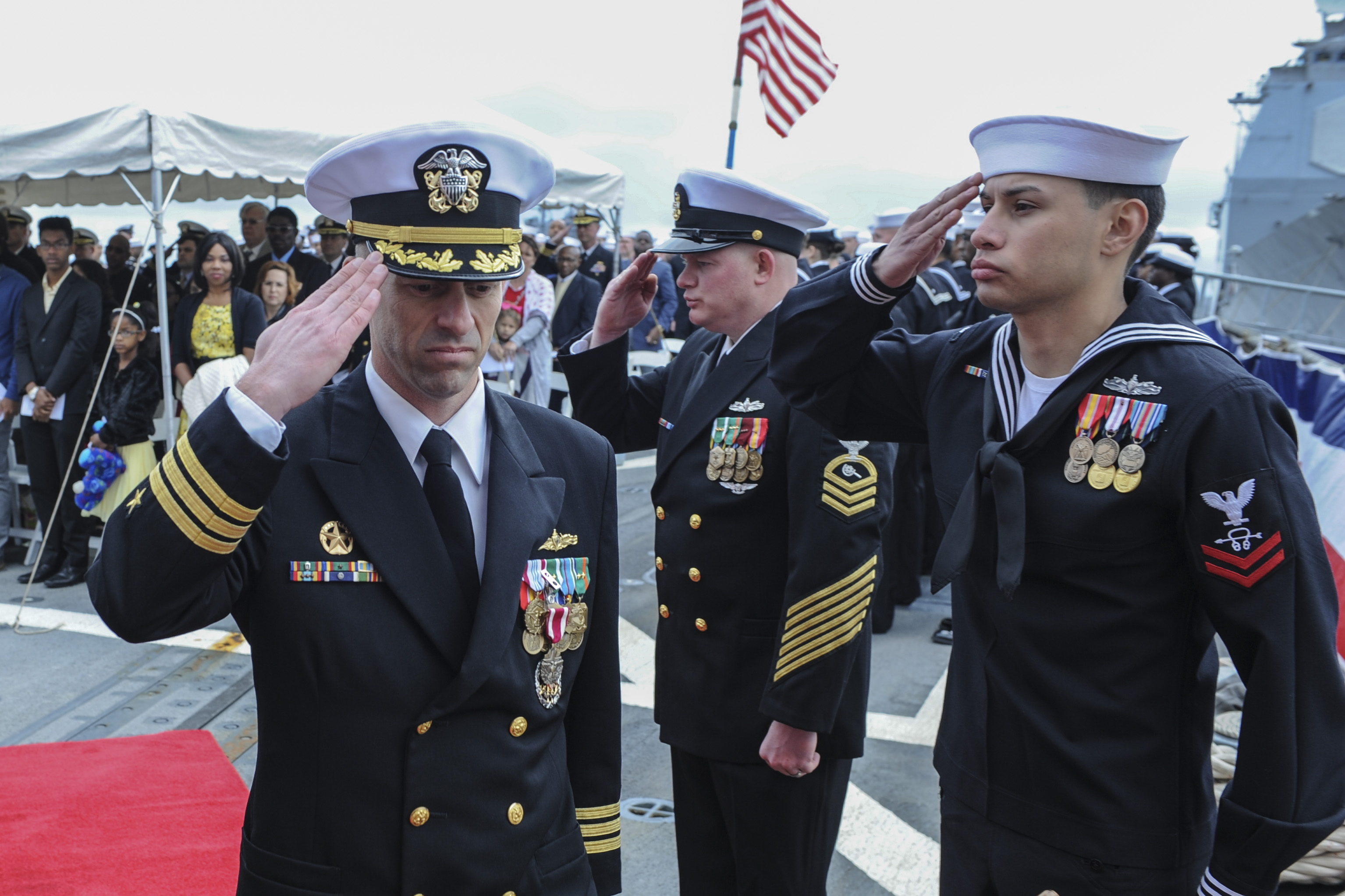 USS Roosevelt Holds Change of Command > United States Navy > display ...