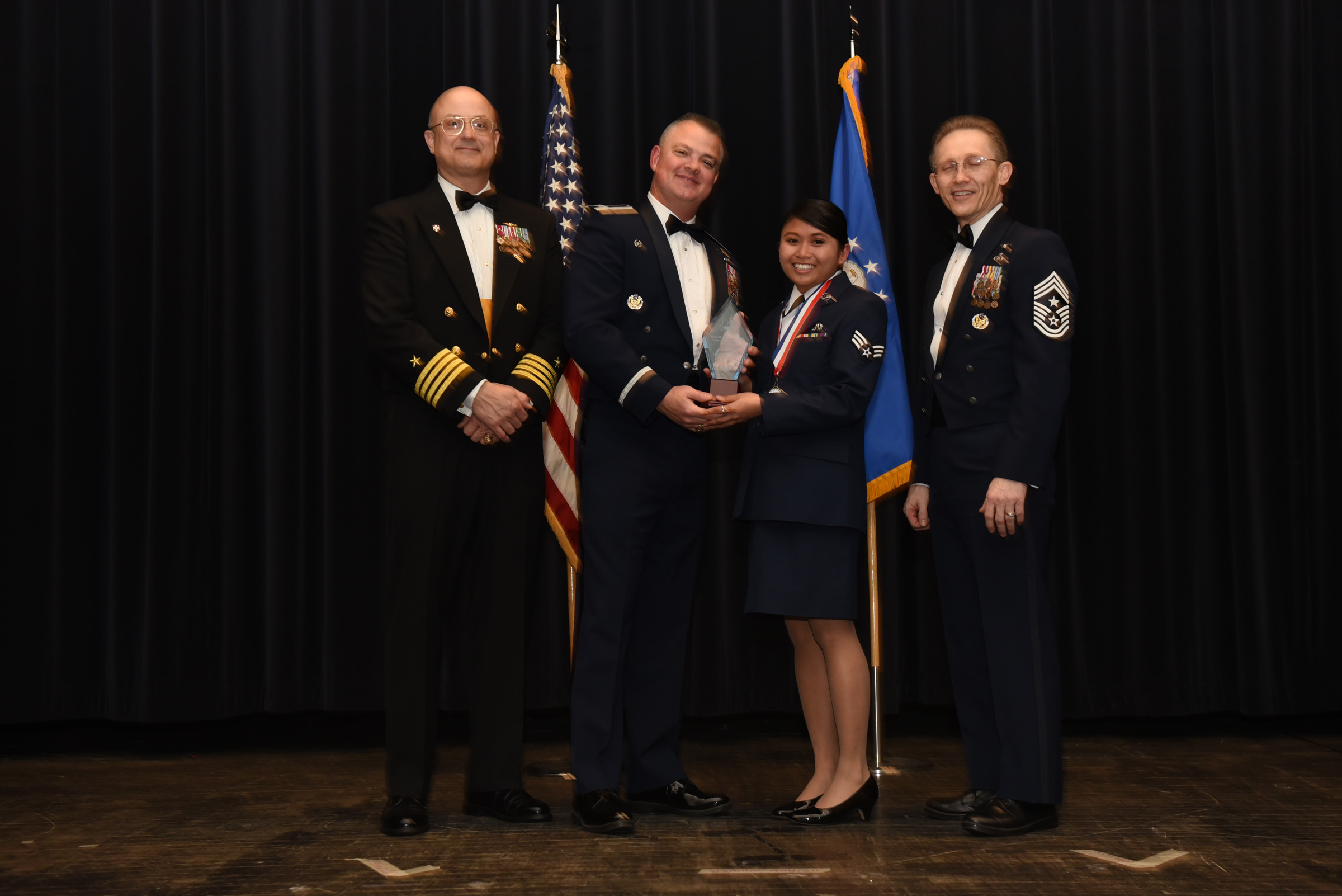 512th Airlift Wing announces annual award winners > 512th Airlift Wing ...