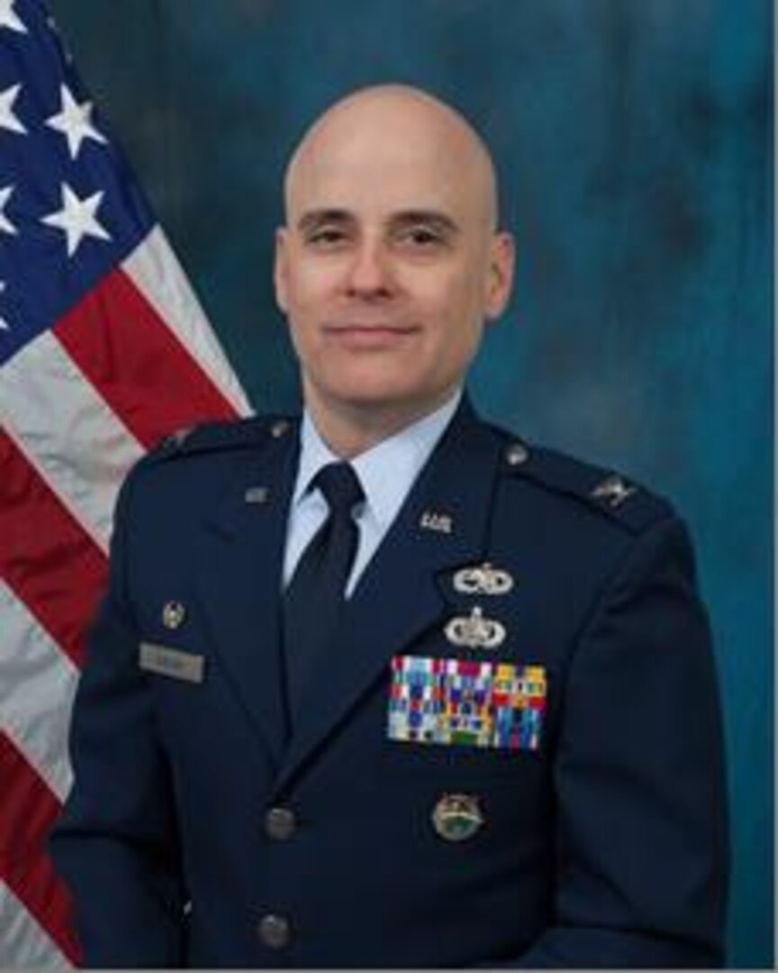 16th Space Control Squadron keeps roadway clean > Peterson and ...