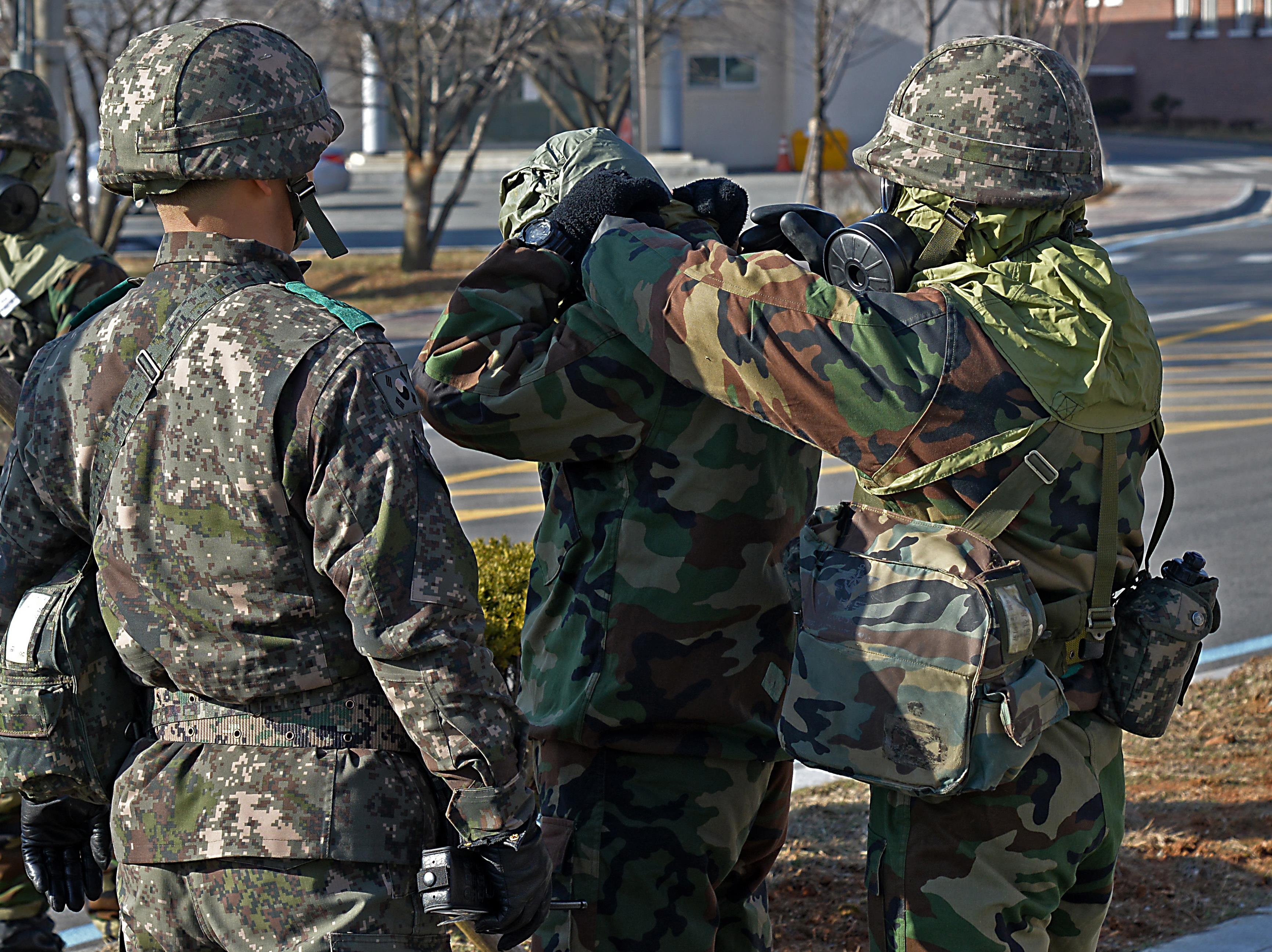 Air Force, Army, ROK military conduct joint training > Osan Air Base > Article Display