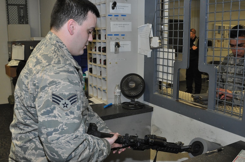 88th Security Forces Armory keeps Defenders armed and ready > Wright ...