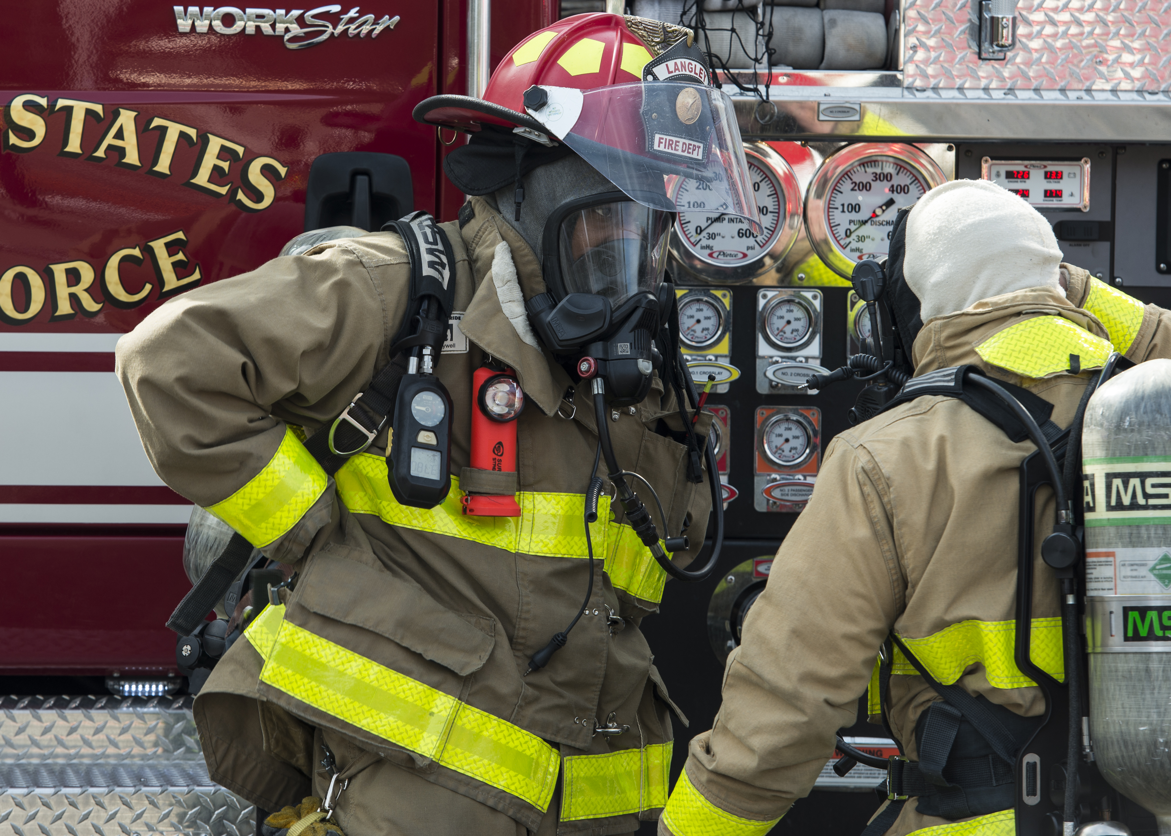 JBLE and Hampton participate in aircraft crash exercise > Hurlburt ...