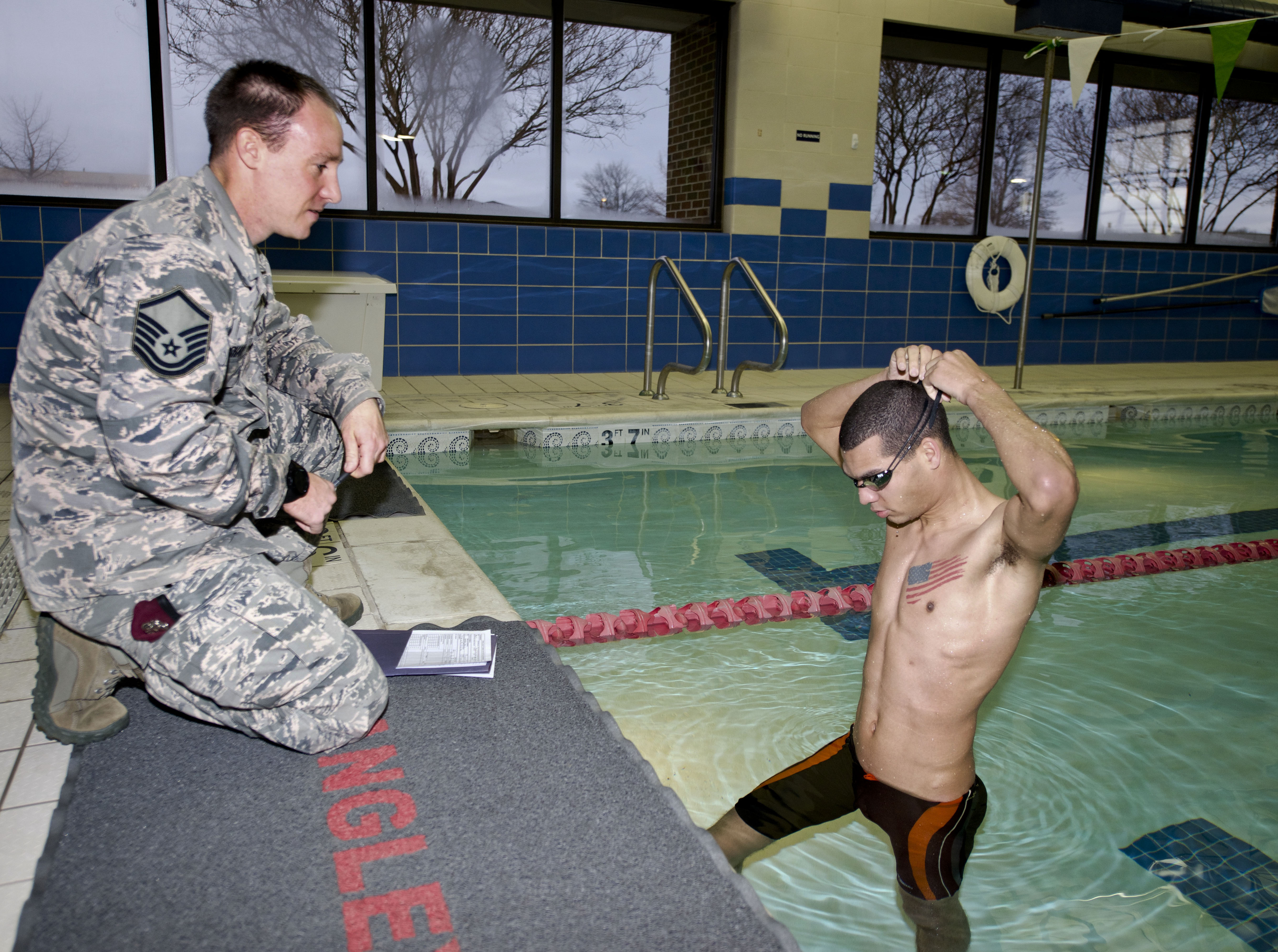 Airman performs physical aptitude stamina test > Joint Base Langley ...