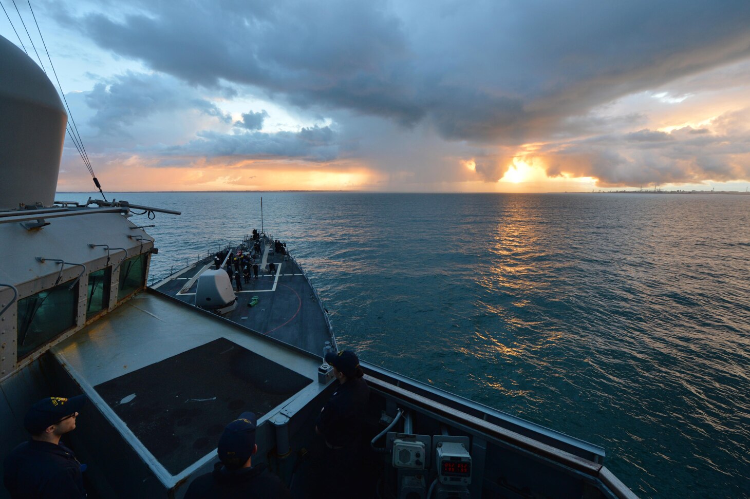 USS Ross Begins 4th FDND Patrol > United States Navy > News Stories