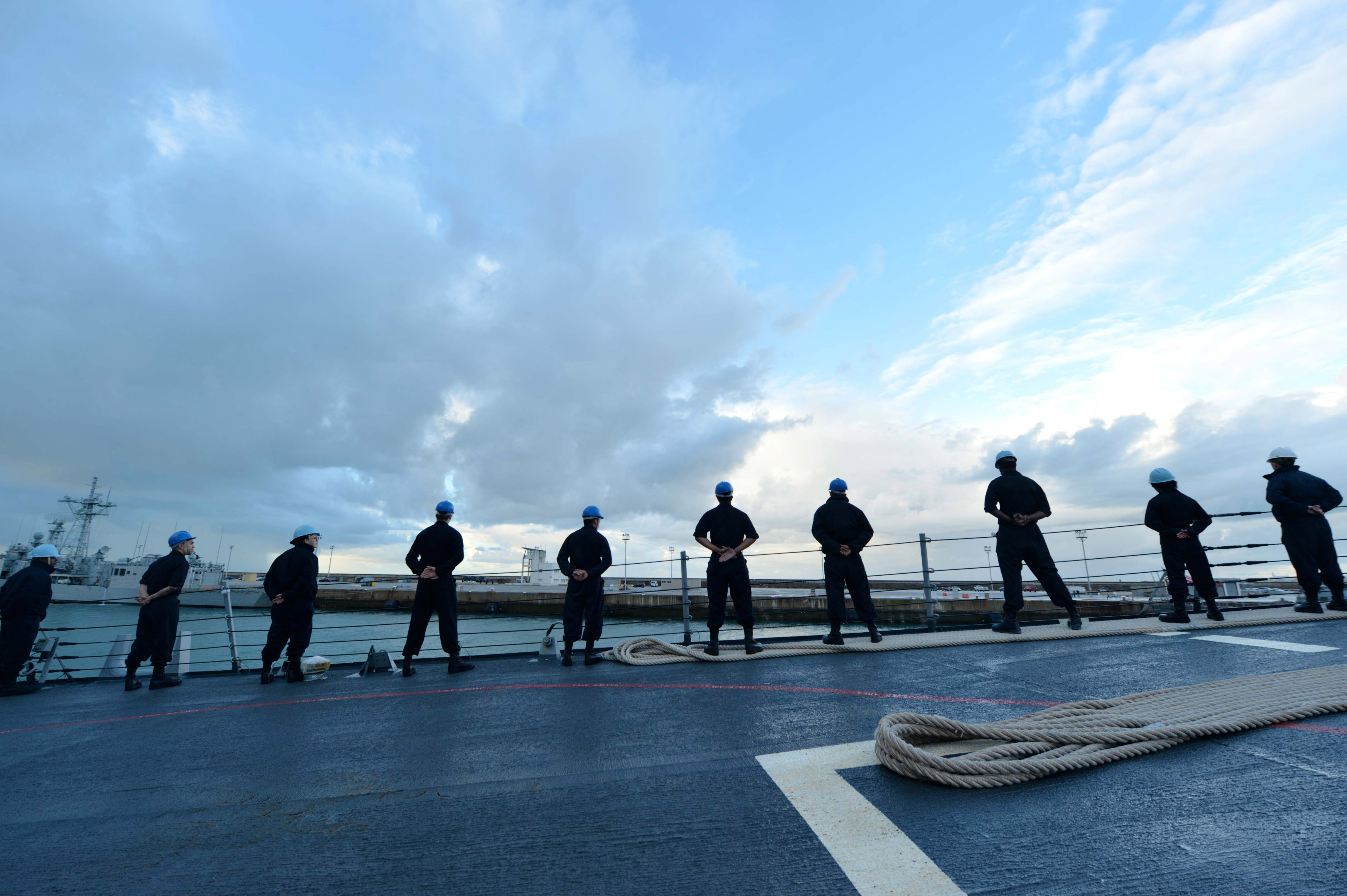 USS Ross Completes 3rd FDNF Patrol > United States Navy > News Stories