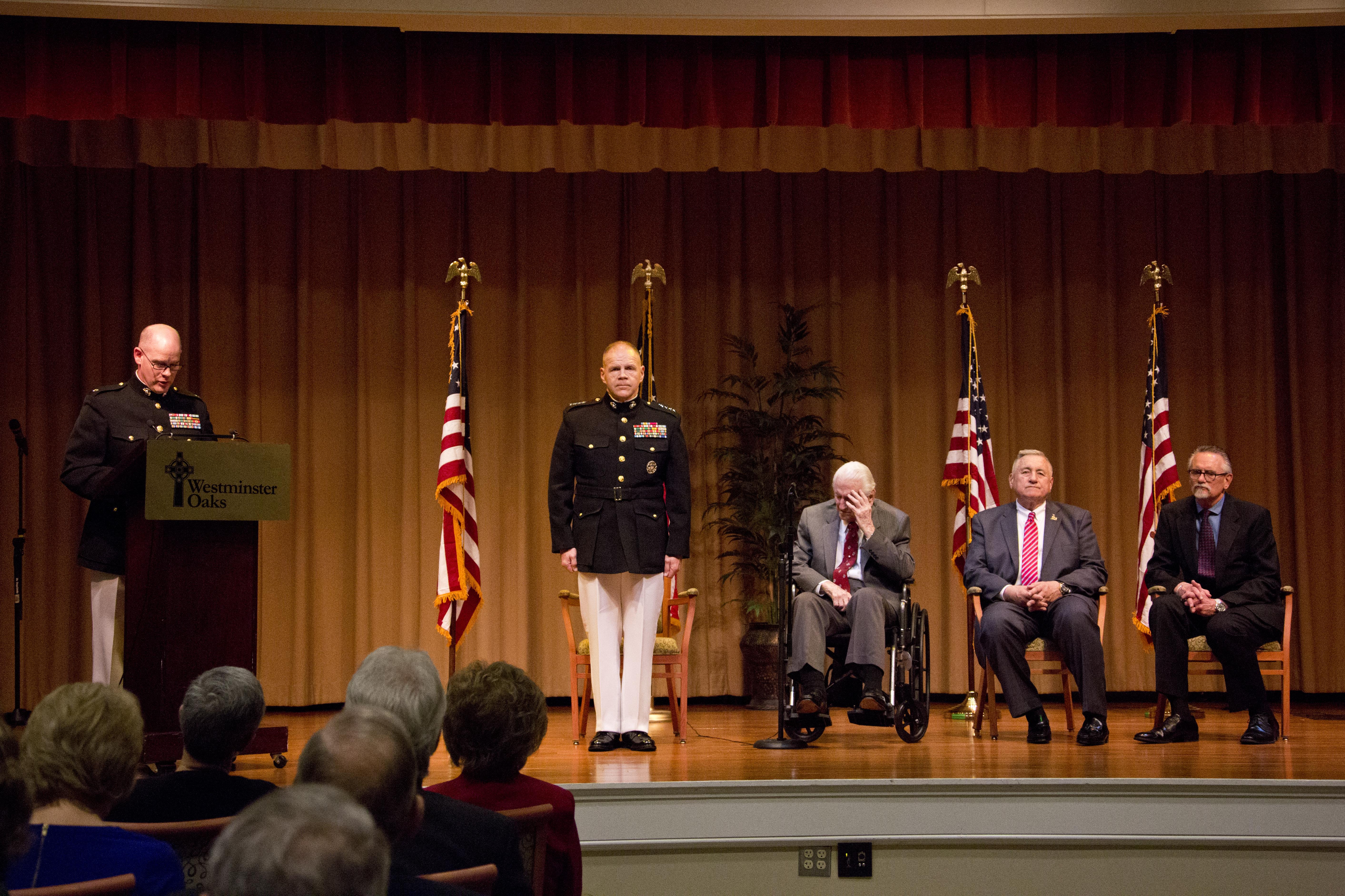 CMC Presents Awards to LtGen Snowden