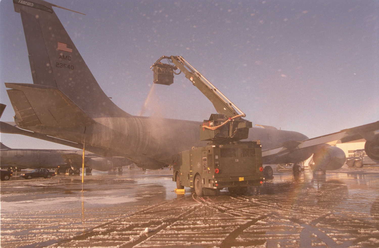 The 92 ARW, Total Force Teamwork in Operation Allied Force > Fairchild ...