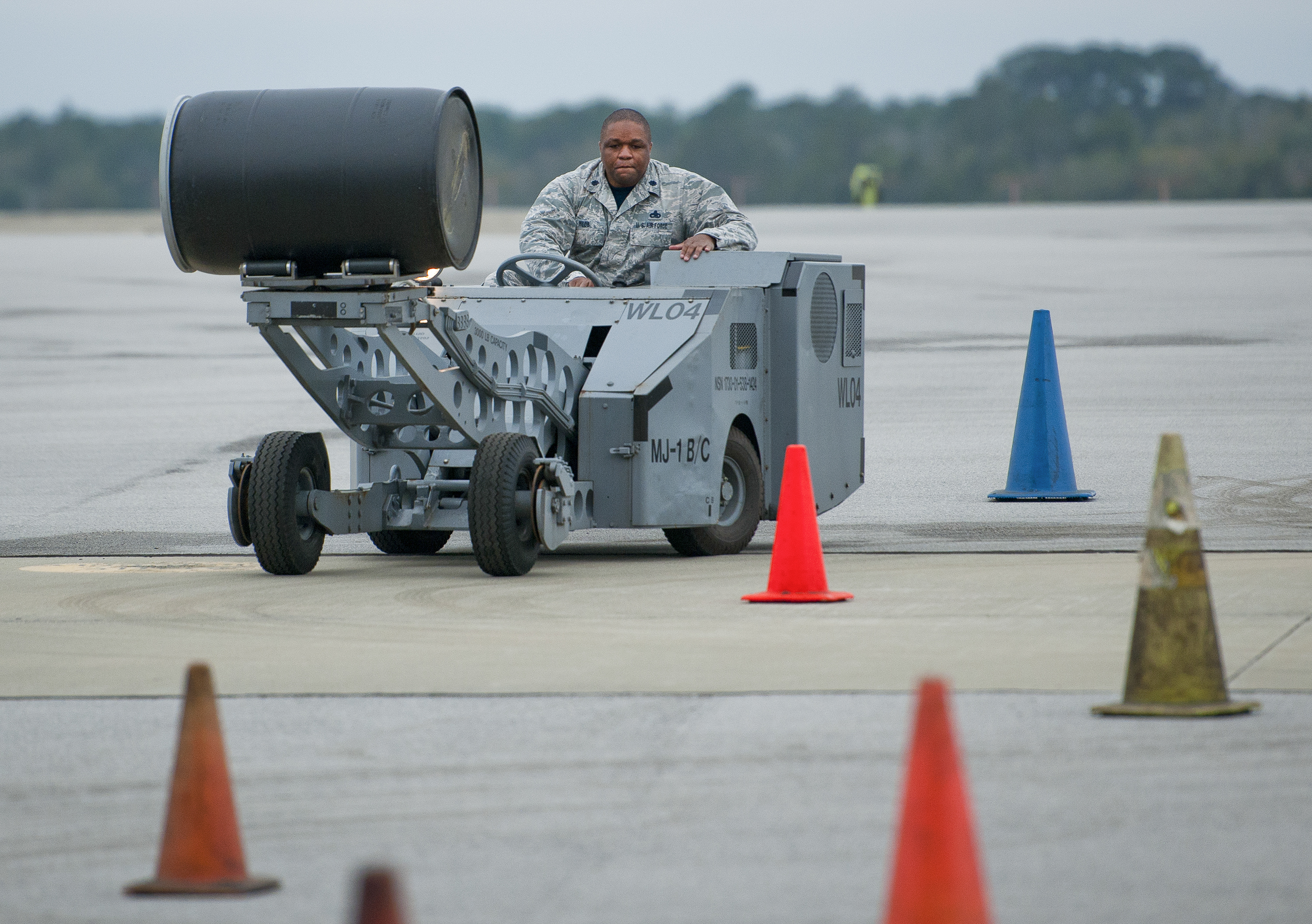 Wings weapon-up at first Team Eglin loadcrew competition > Eglin Air ...