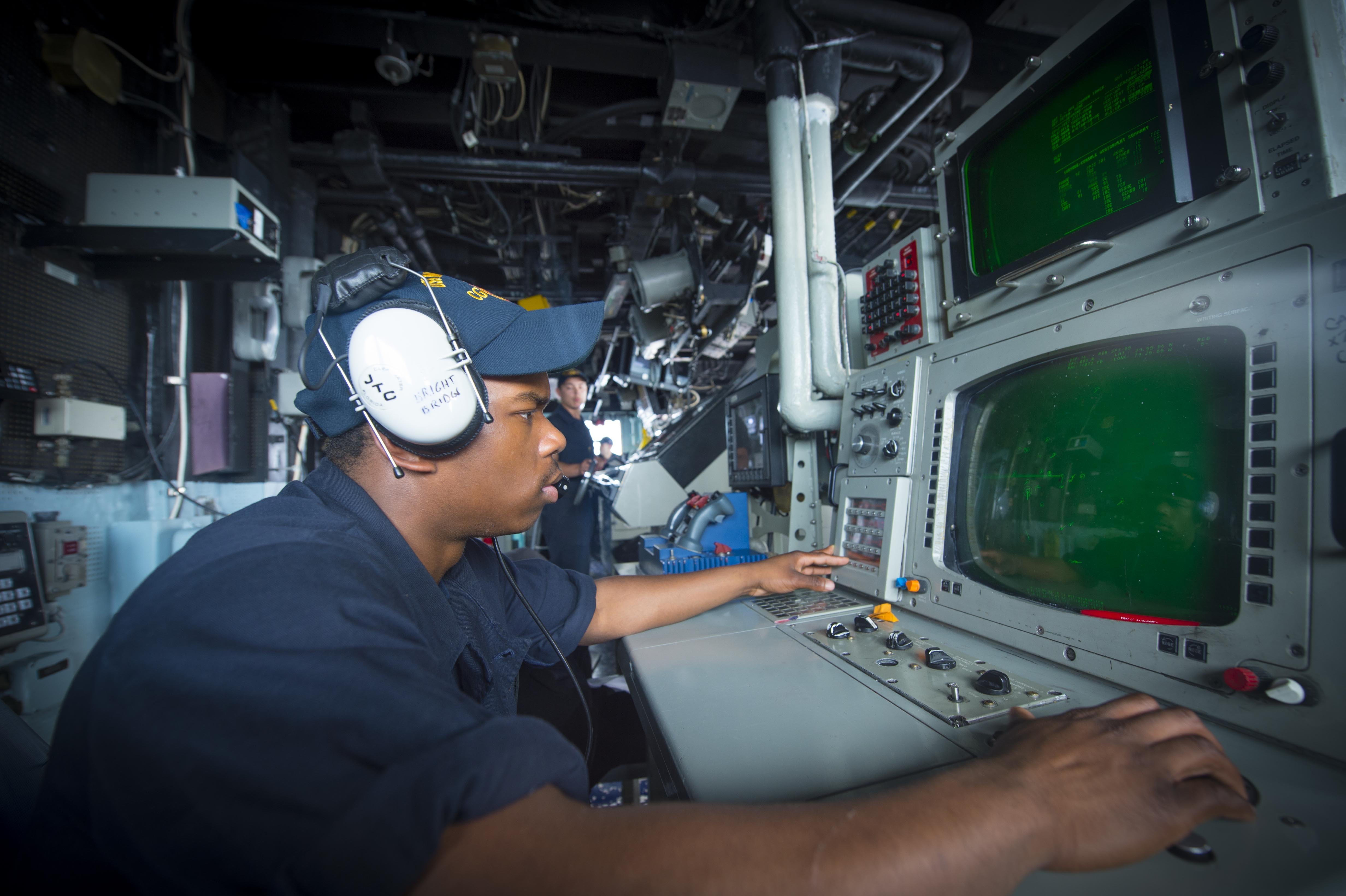 Ike Carrier Strike Group Sharpens Tomahawk Skills > United States Navy ...