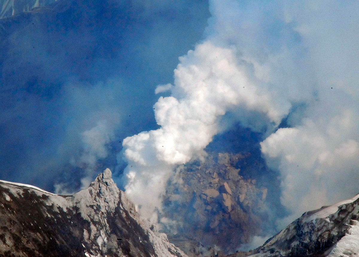 mount redoubt eruption