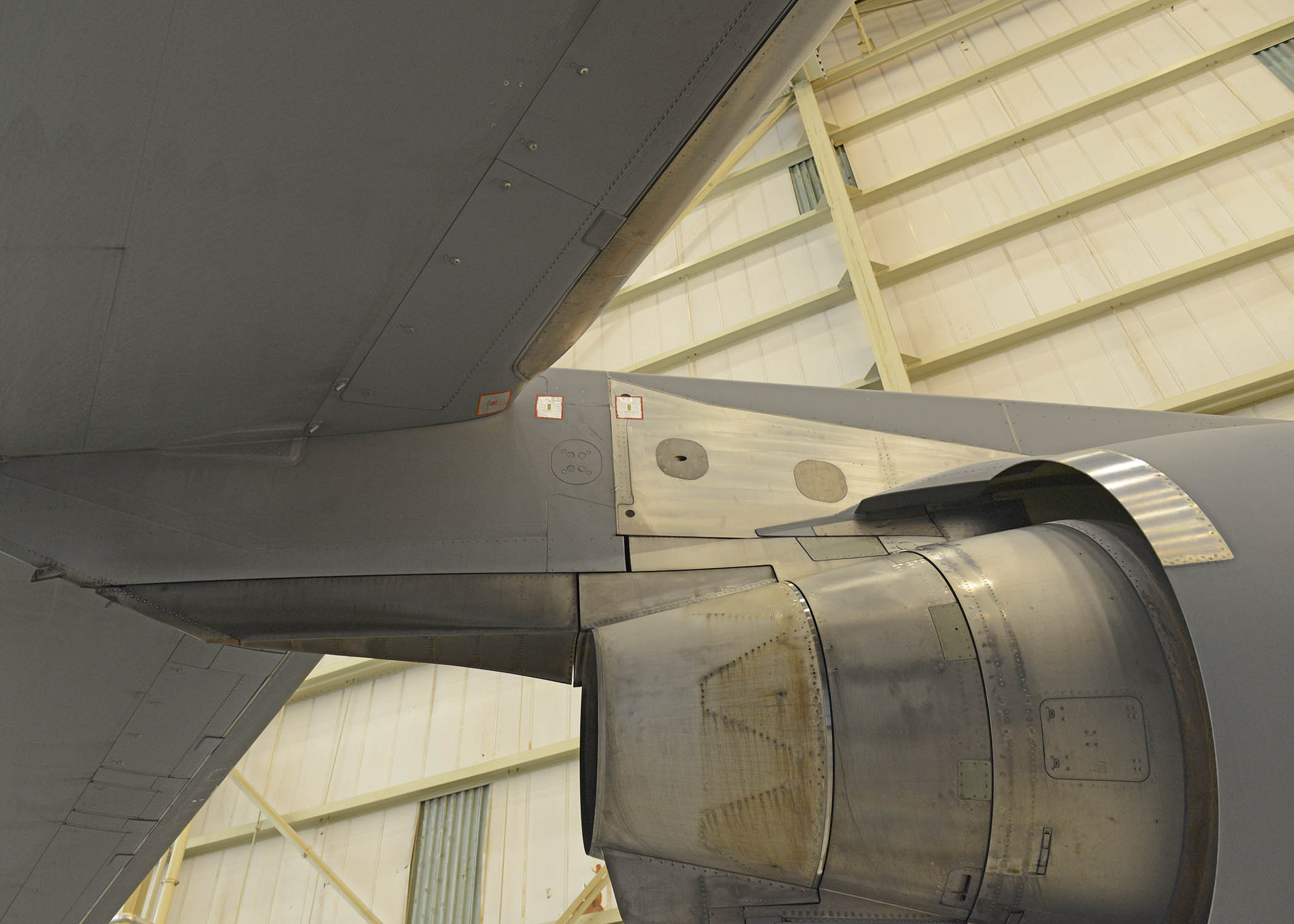 C-17 Drag Reduction testing aims at saving fuel > Edwards Air Force ...