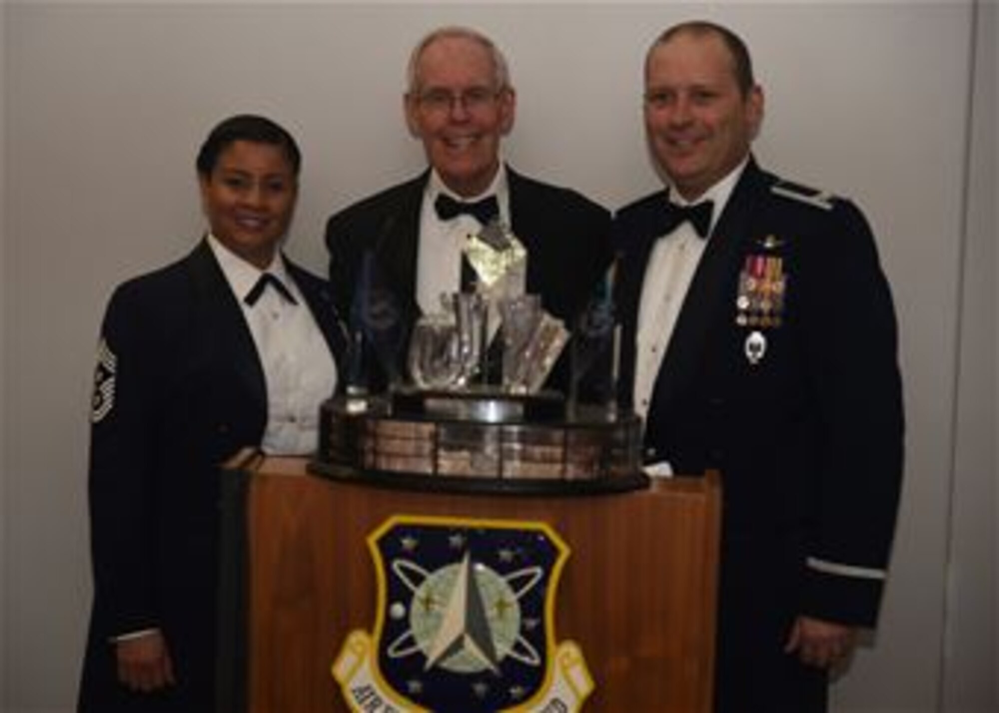 21st SW named best overall AFSPC wing > 302nd Airlift Wing > Article ...