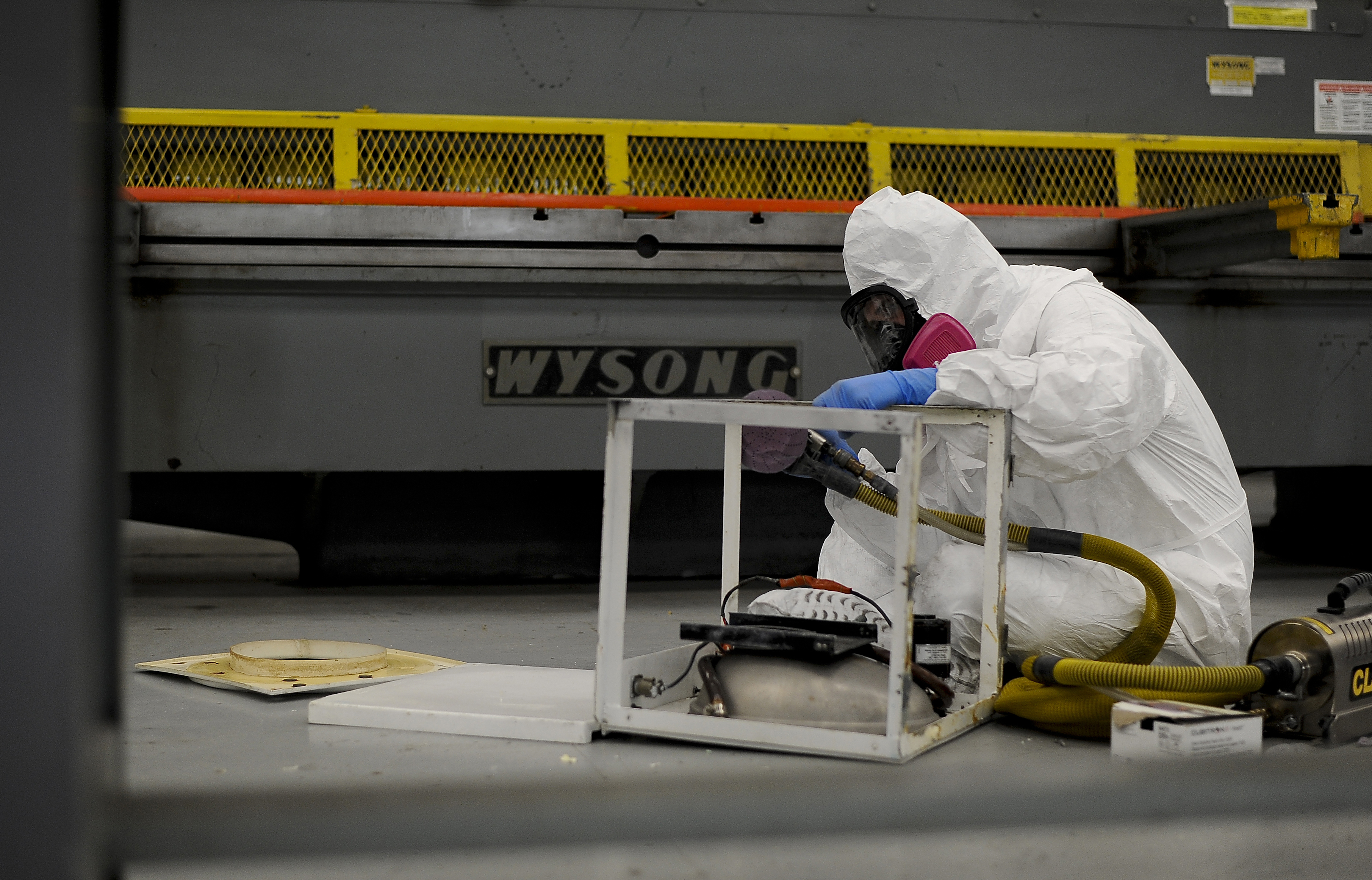 MacDill Airmen maintain structural integrity of aircraft > MacDill Air ...