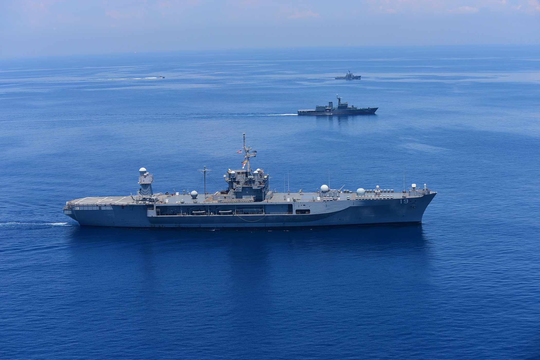 Blue Ridge Returns to Hong Kong > United States Navy > display ...