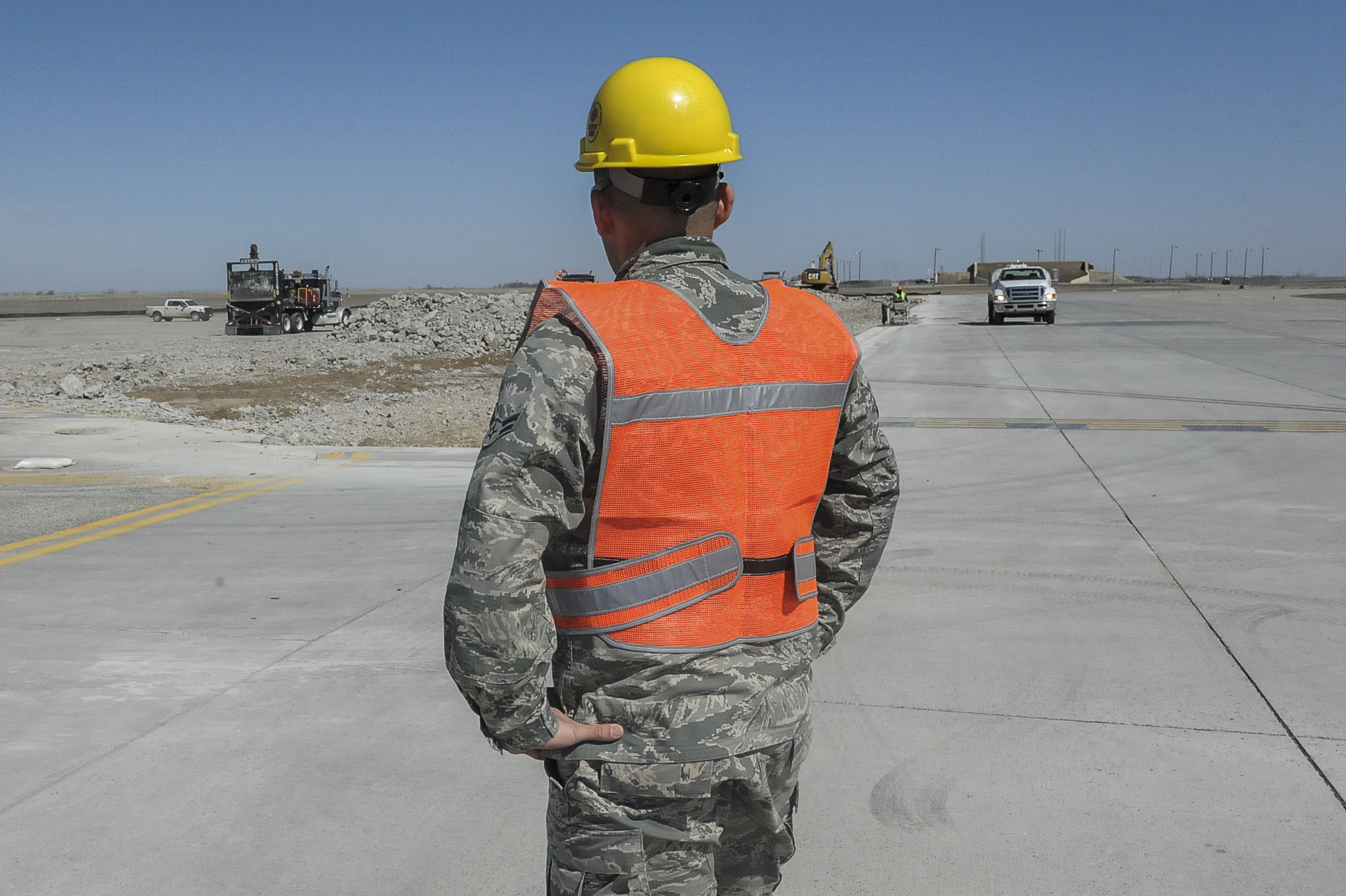 5OSS Airfield Management > Minot Air Force Base > Article Display