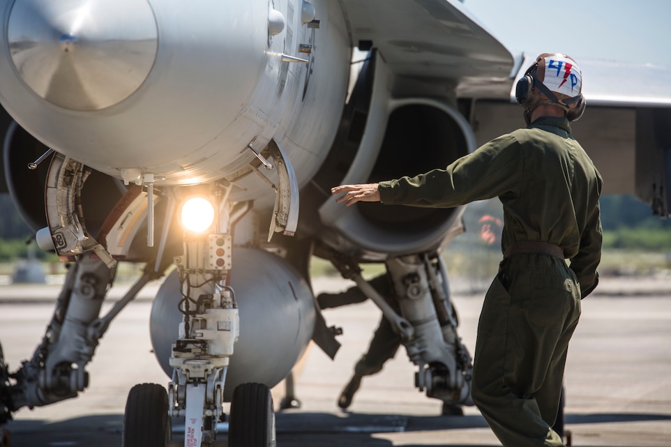 Thunderbolts storm Tyndall AFB > Marine Corps Air Station Beaufort ...