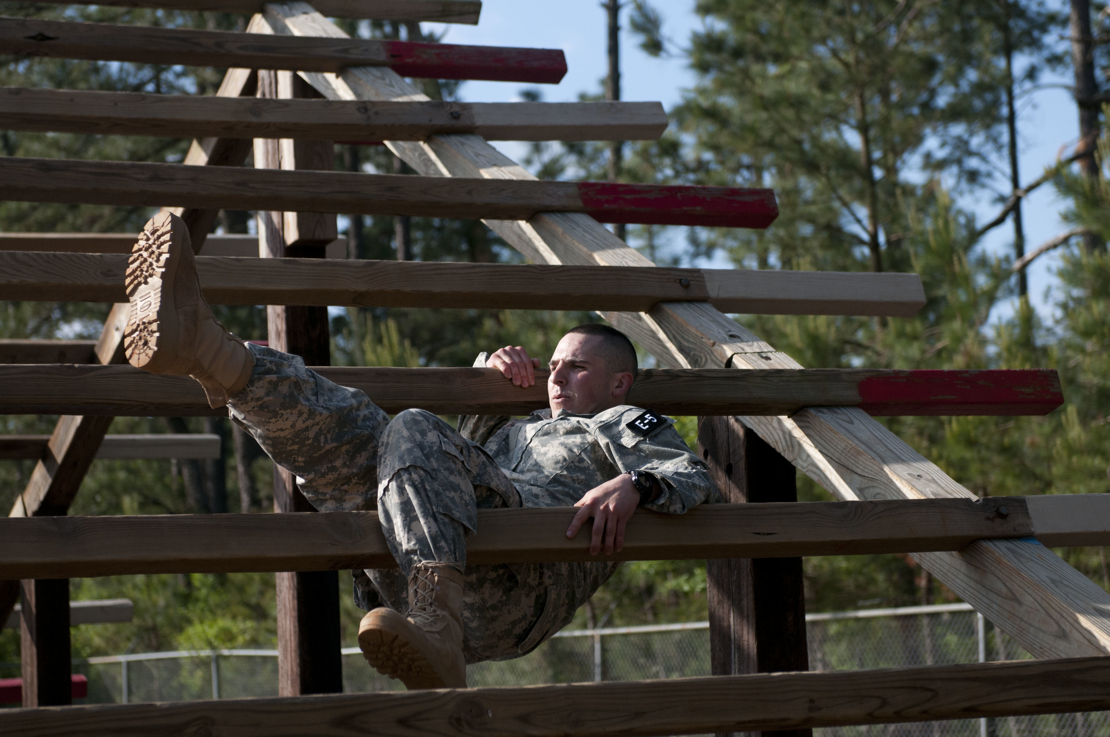 Soldier tackles the Weaver obstacle