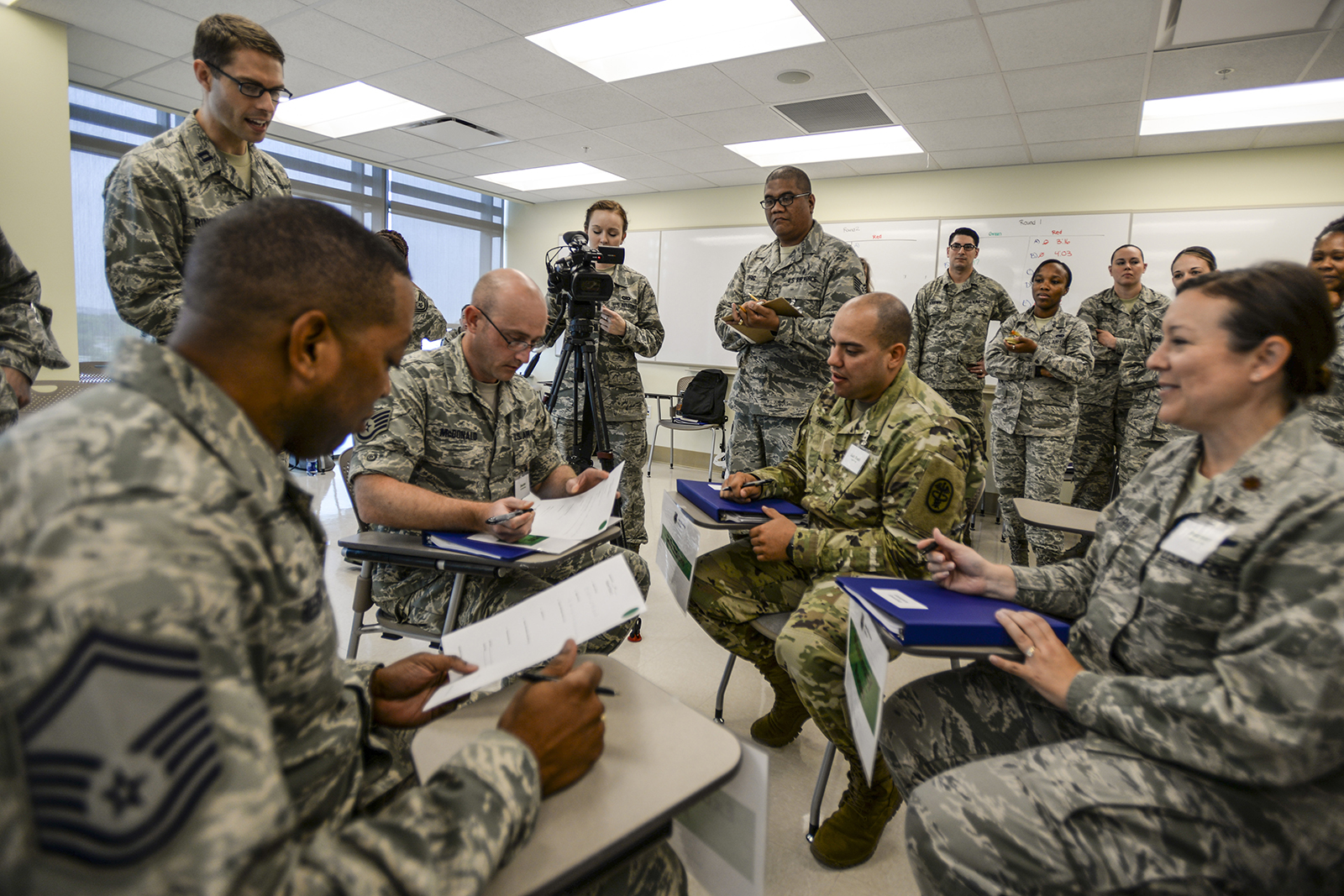 Gateway team takes innovation training to SAMMC