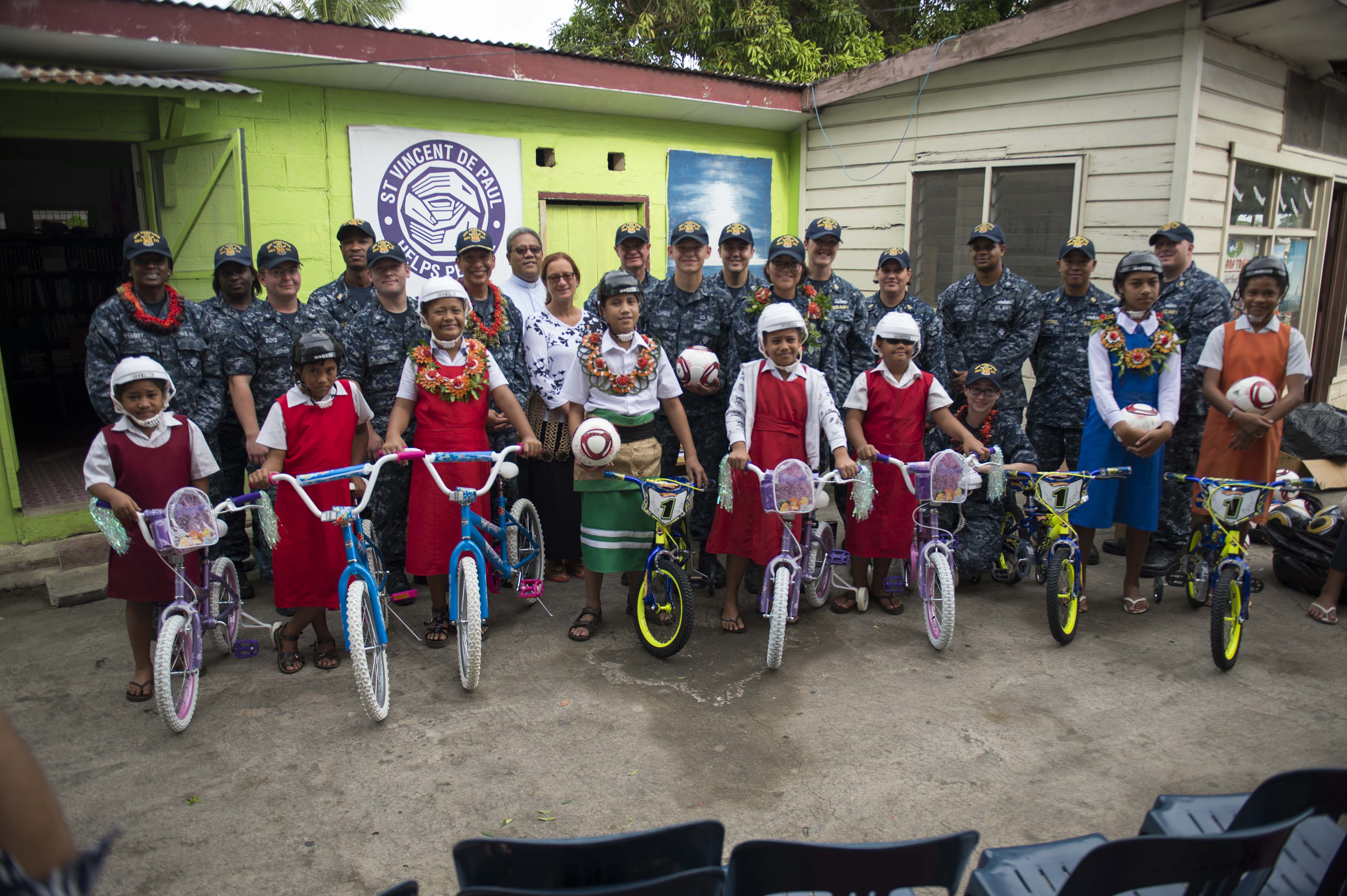 USS Spruance Finishes Historic Port Call in Tonga > United States Navy ...